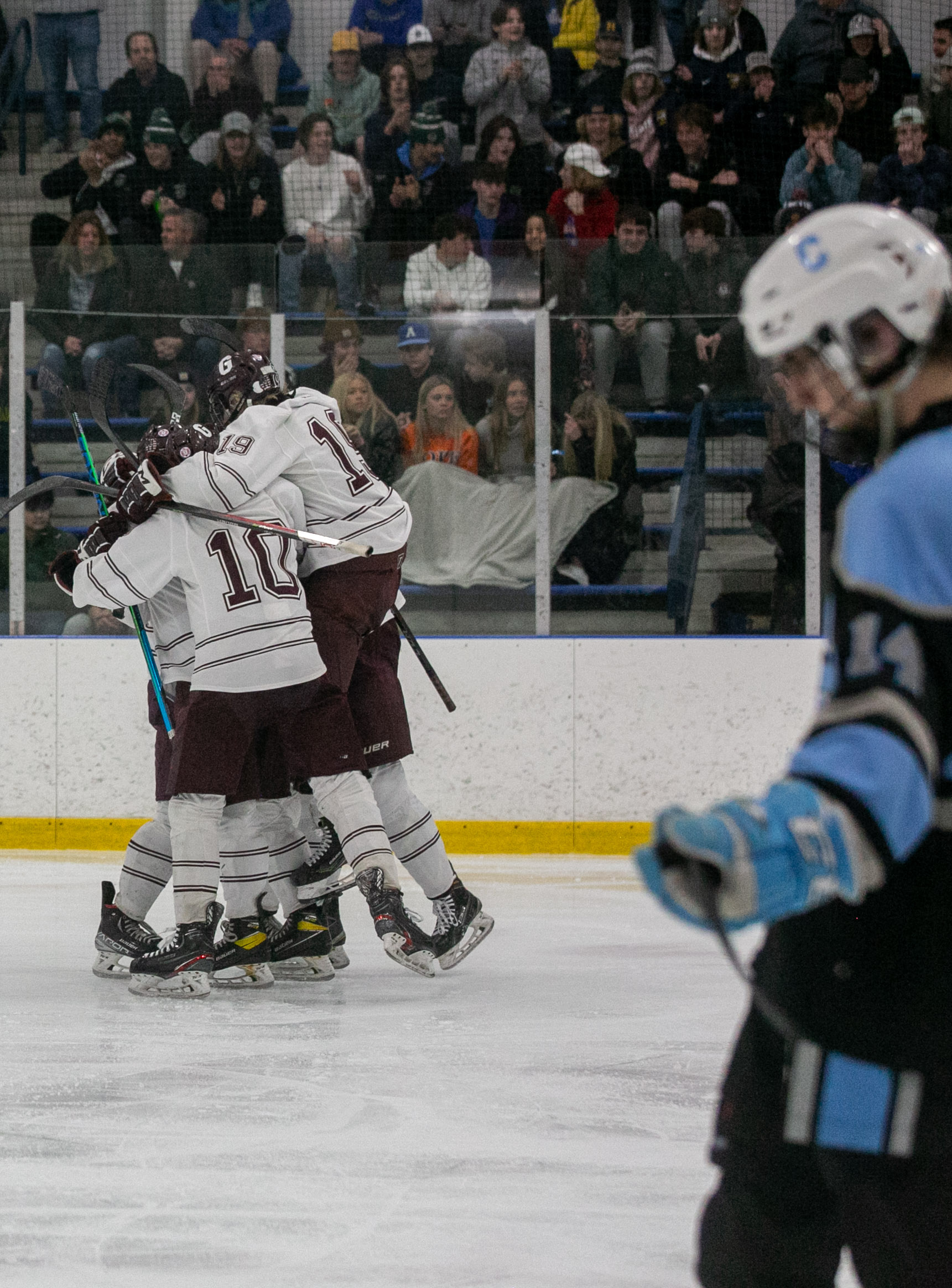 Grandville battles Grand Rapids Christian in hockey and advance to ...