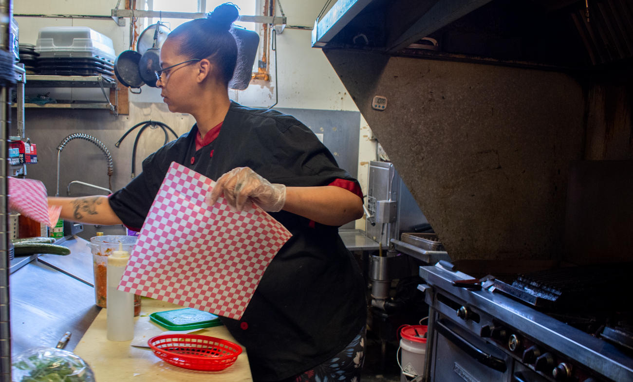 Local eats feature with Muskegon's Racquets Downtown Grill/Kuntry ...