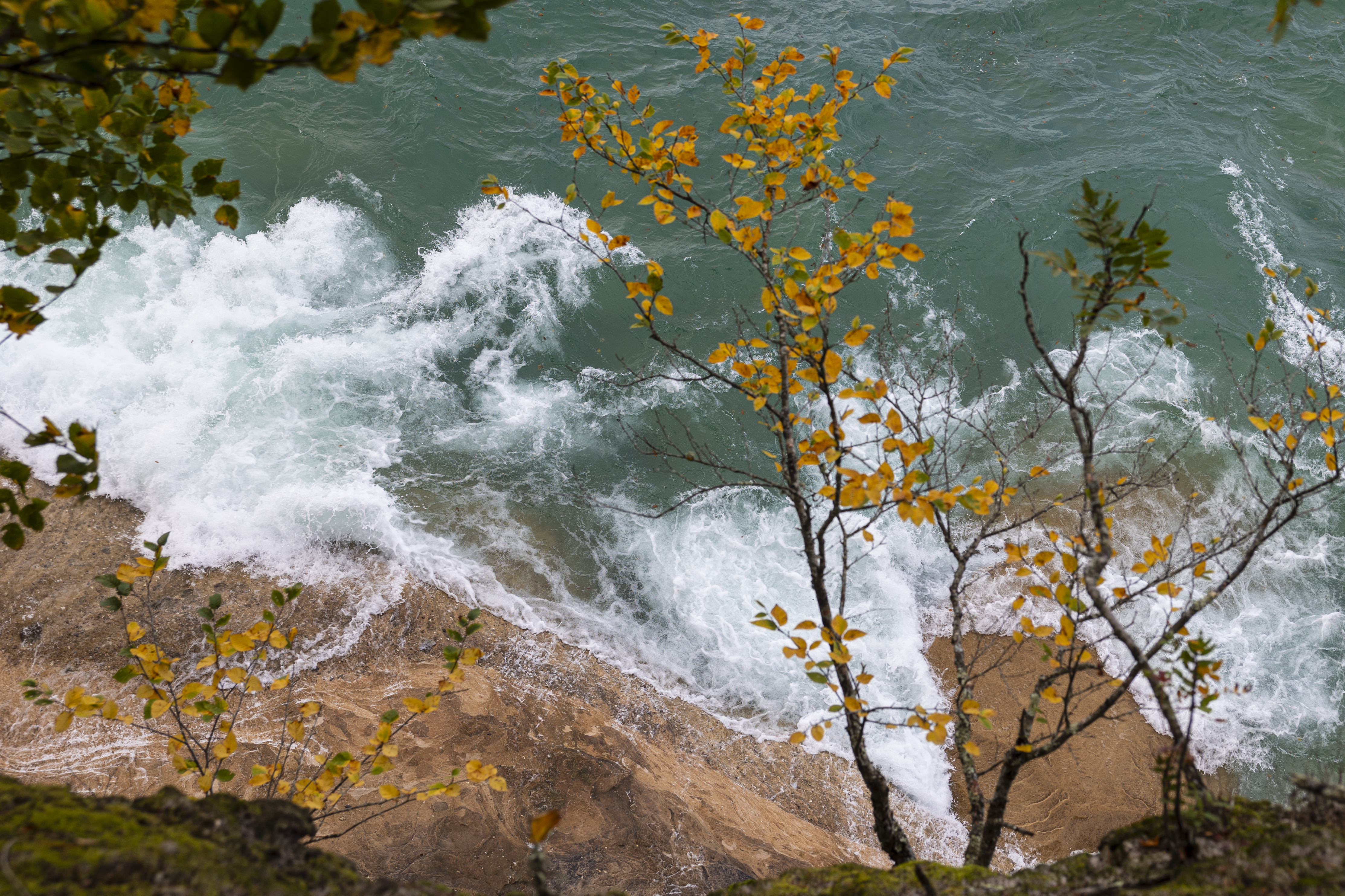 Lake Superior waves at Pictured Rocks National Lakeshore - mlive.com