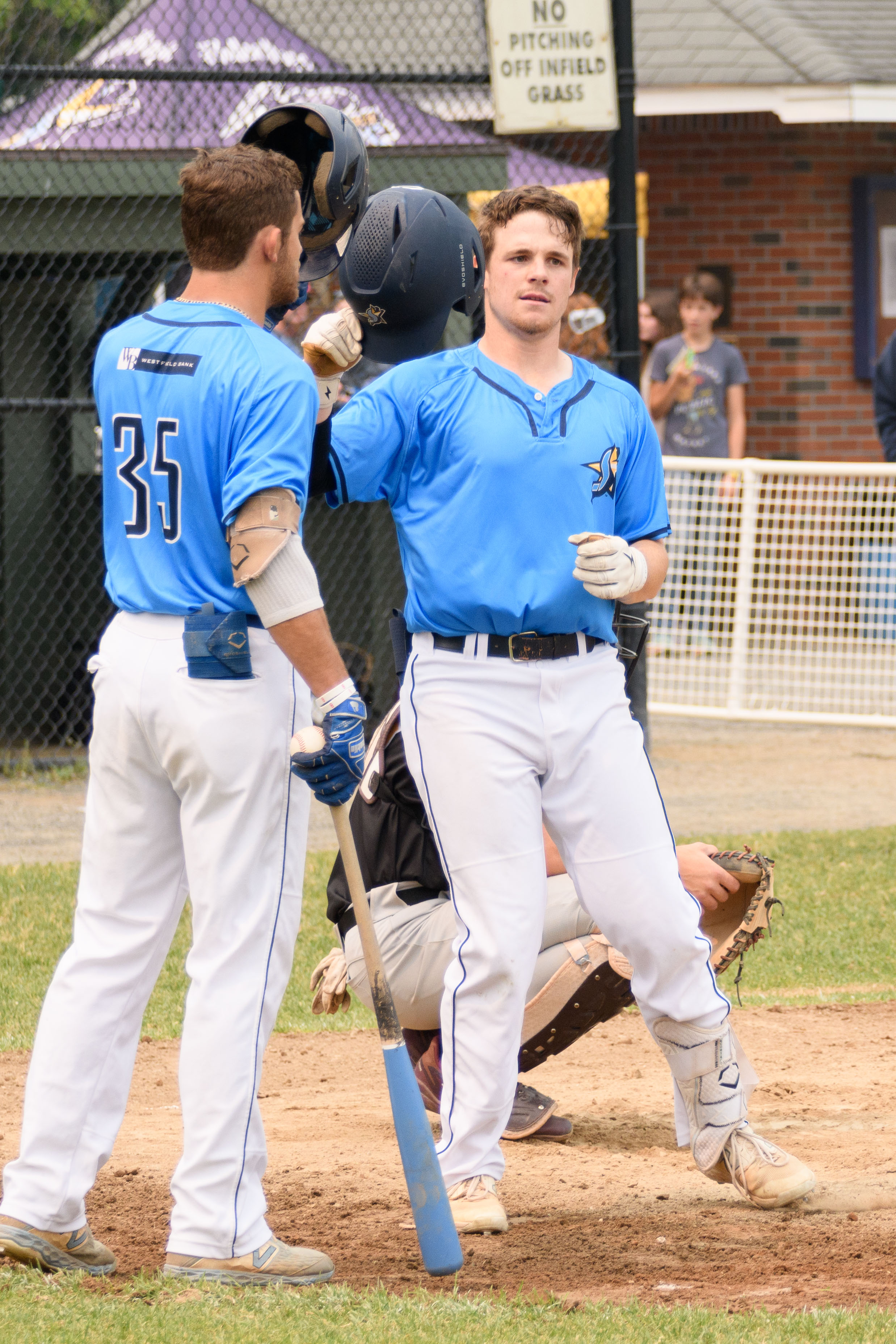 Westfield Starfires vs New Britain Bees Baseball - masslive.com
