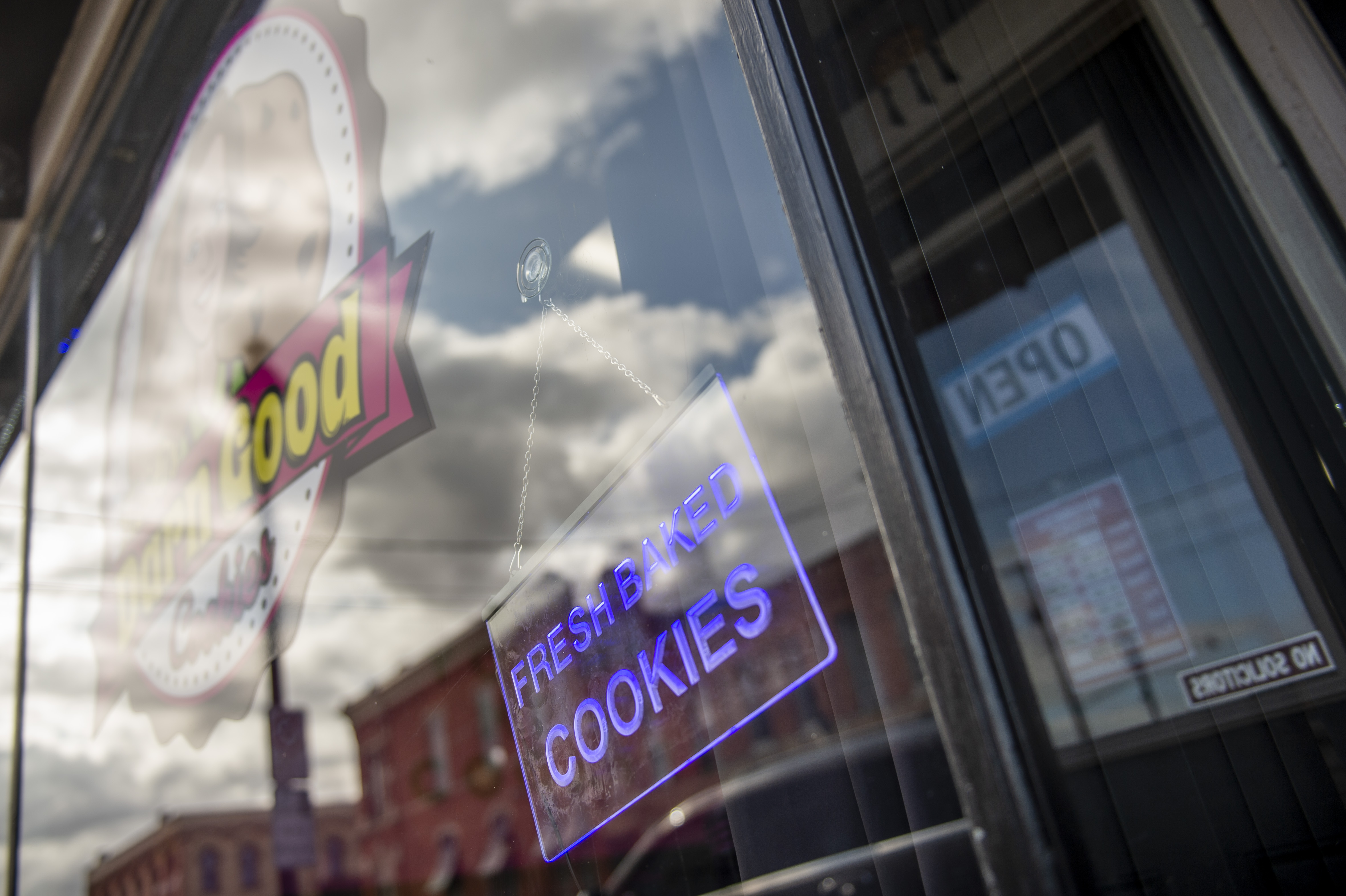 Heidi’s Darn Good Cookies expands to Bay City - mlive.com