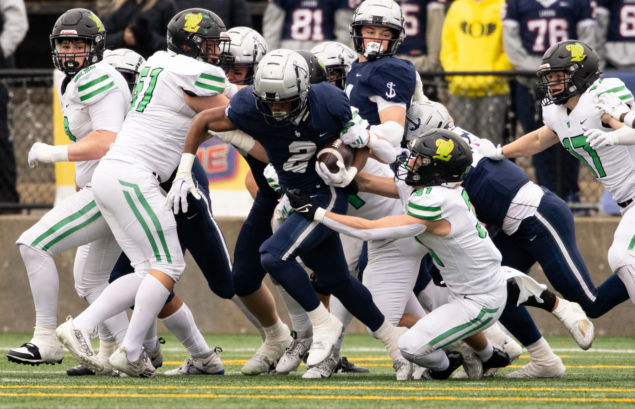 OSAA Class 6A football open championship: West Linn Lions vs. Lake Oswego Lakers - oregonlive.com