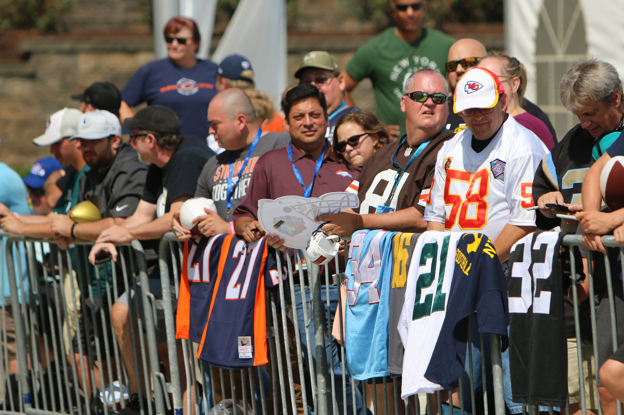 Pro Football Hall of Fame Gold Jacket group photo - cleveland.com