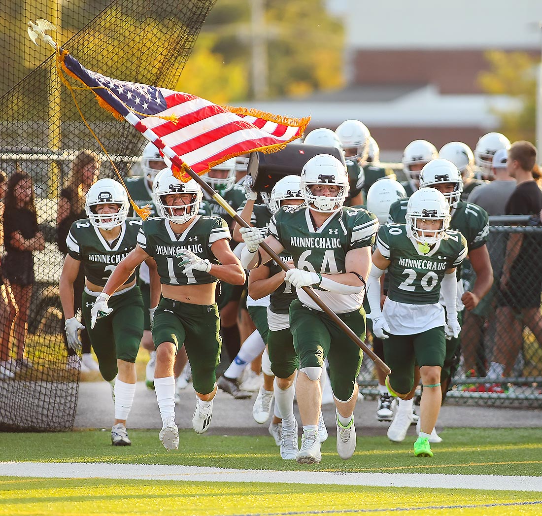West Springfield vs Minnechaug Football 9/13/24 - masslive.com