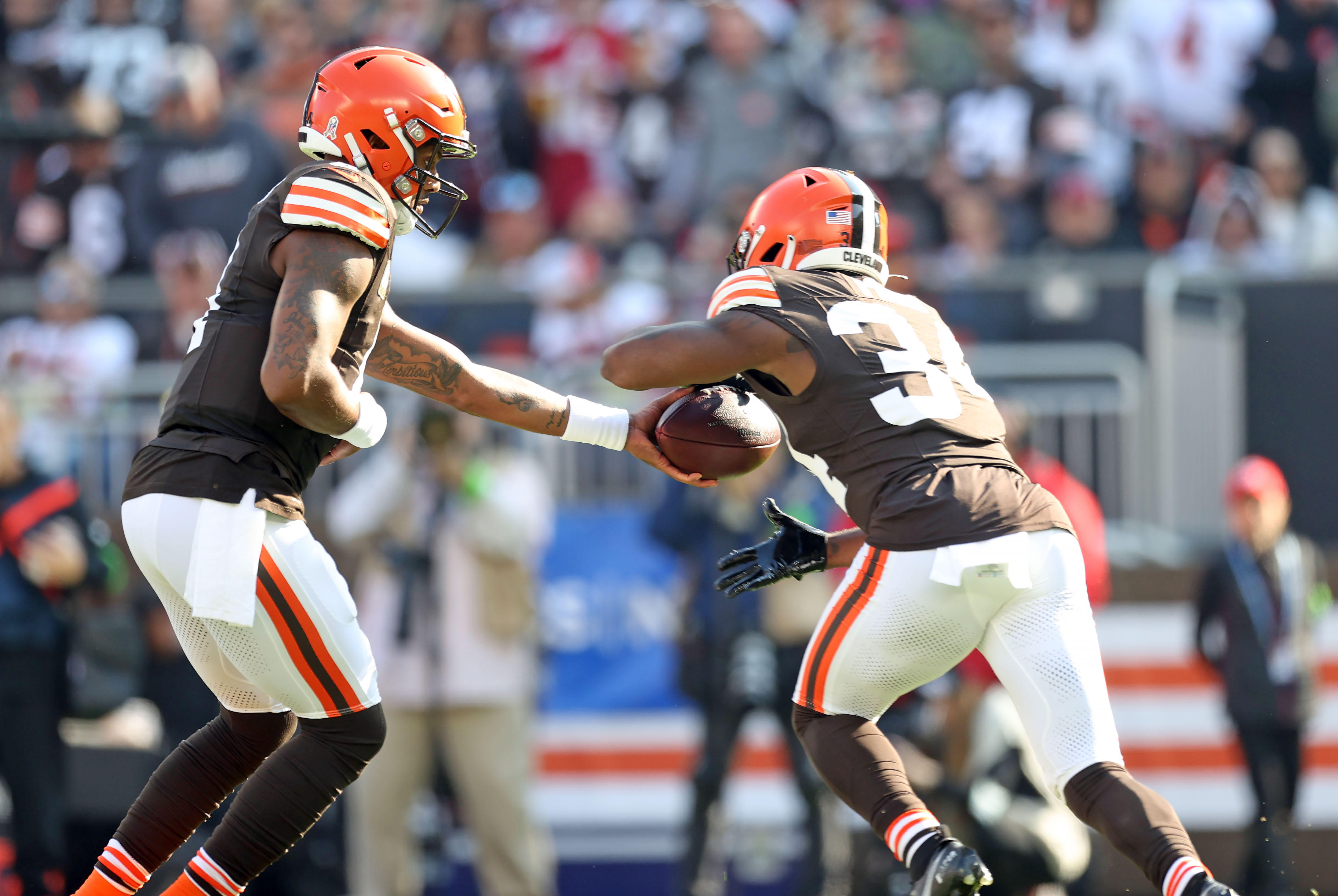 Cleveland Browns quarterback Deshaun Watson vs. Arizona Cardinals ...