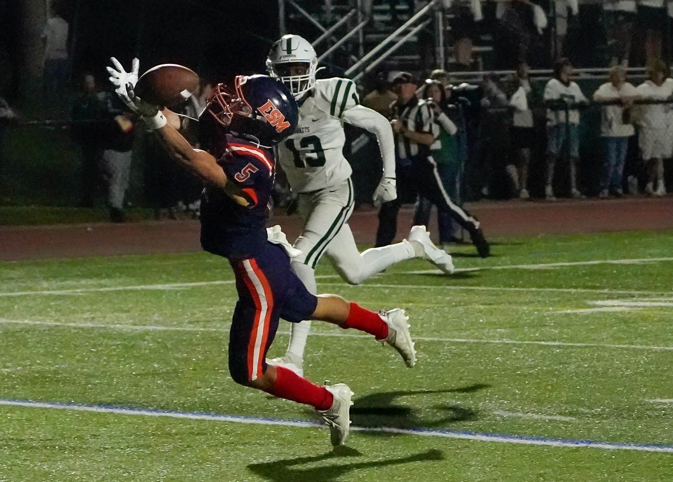 Fayetteville-Manlius vs ESM football 2021 - syracuse.com