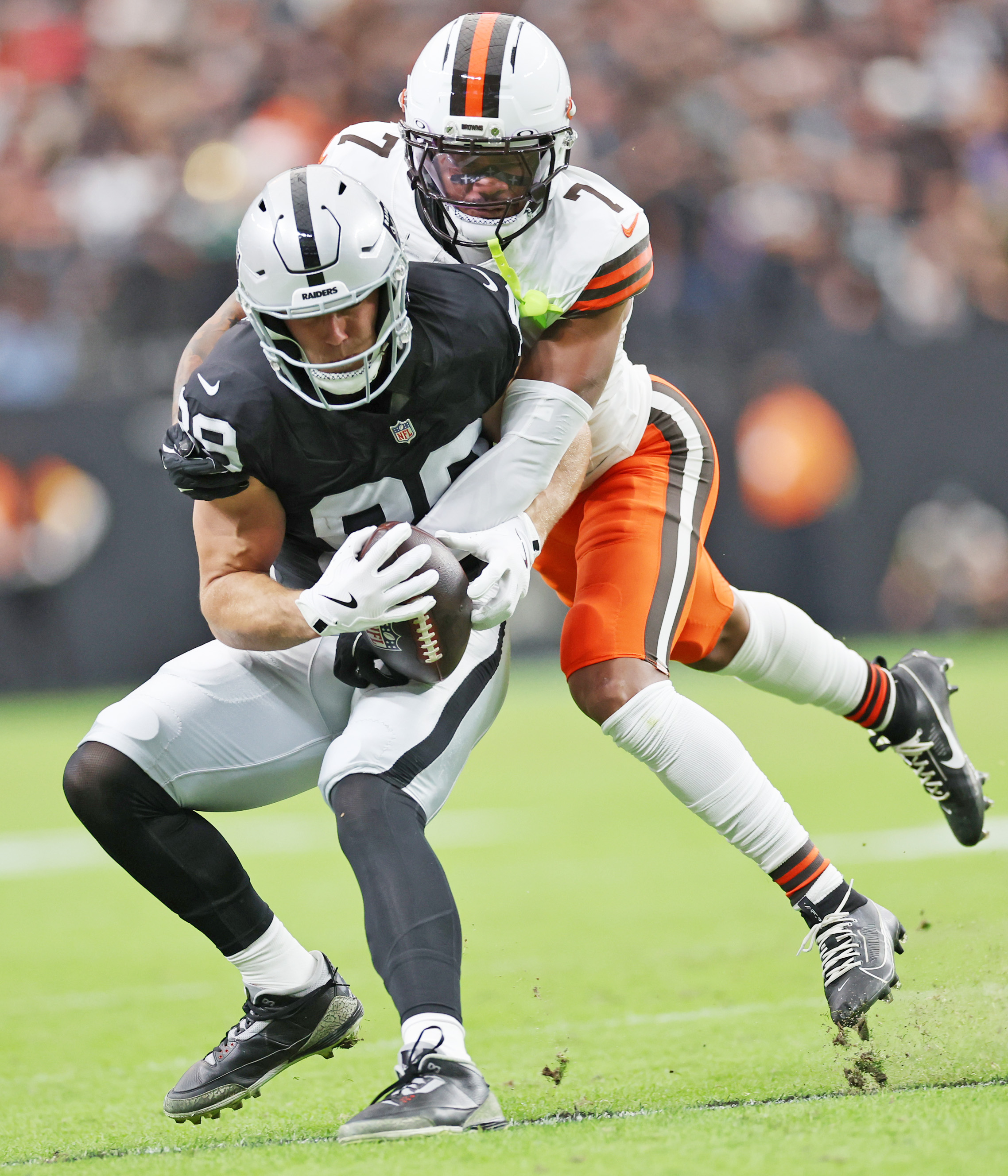 Cleveland Browns Defense vs. Las Vegas Raiders, November 23, 2025 ...