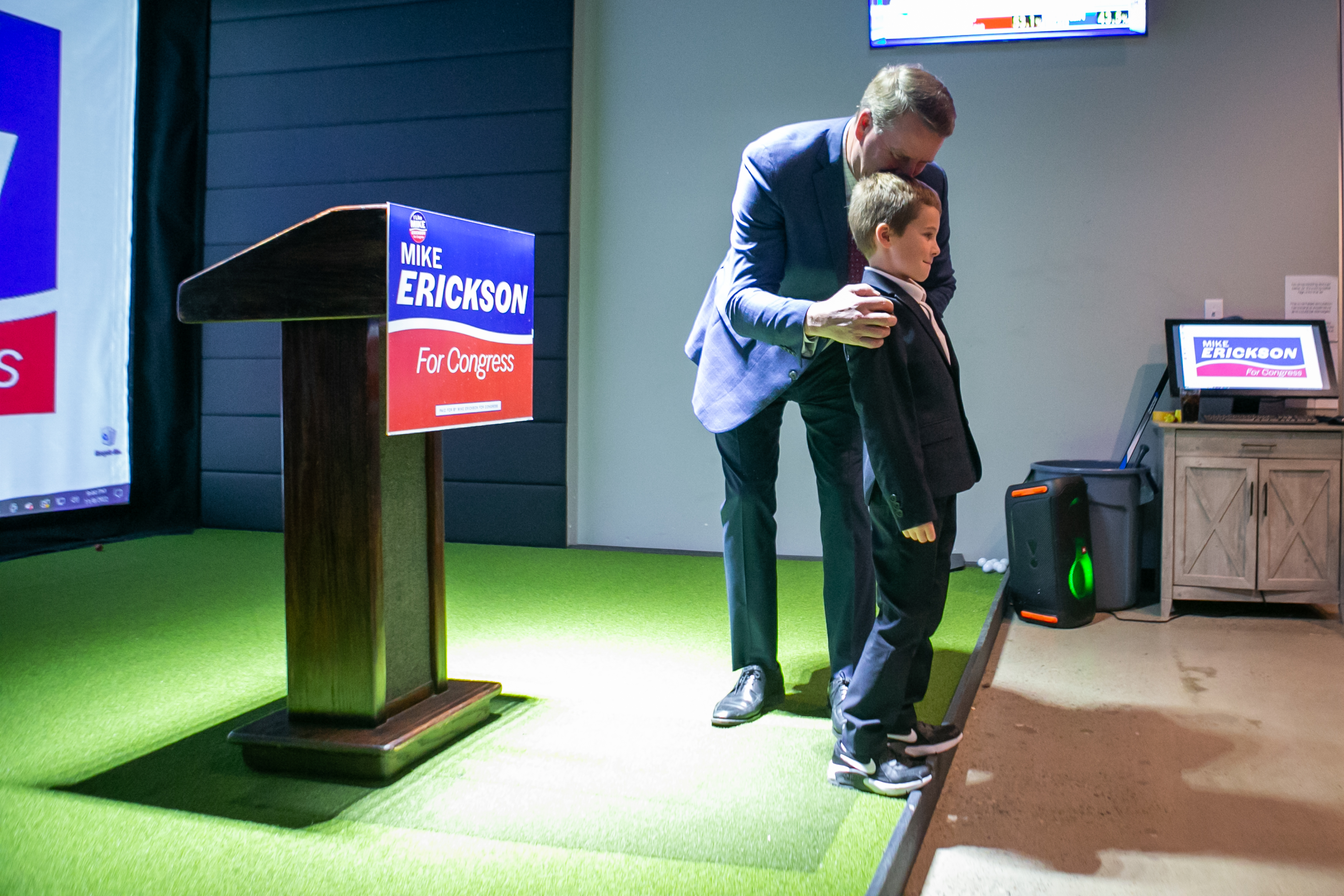 Mike Erickson's election party - oregonlive.com