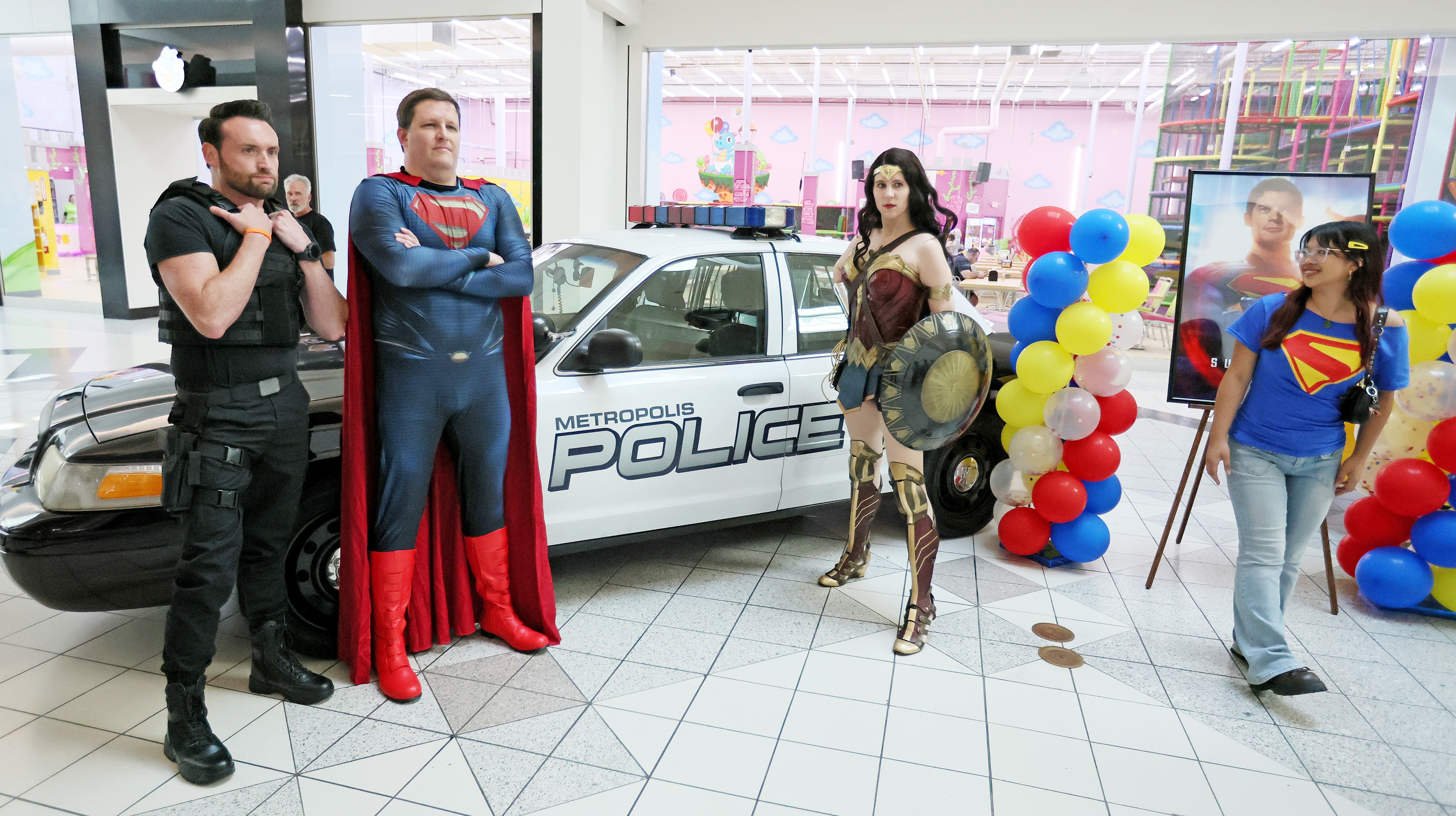‘Superman’ movie premiere in North Olmsted draws hundreds of fans ...
