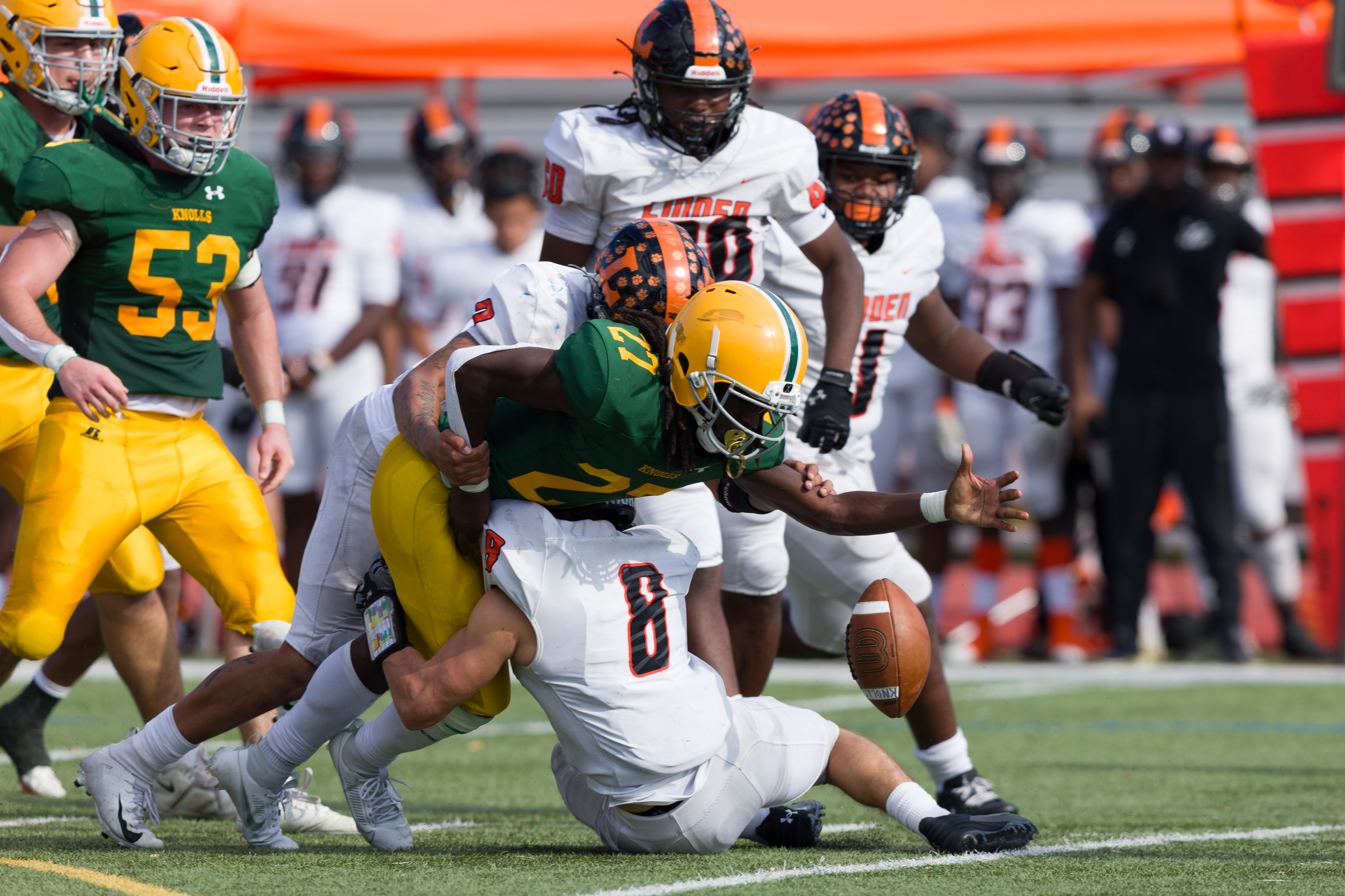 High School Football: Linden vs. Morris Knolls in the North 1, Group 4 ...