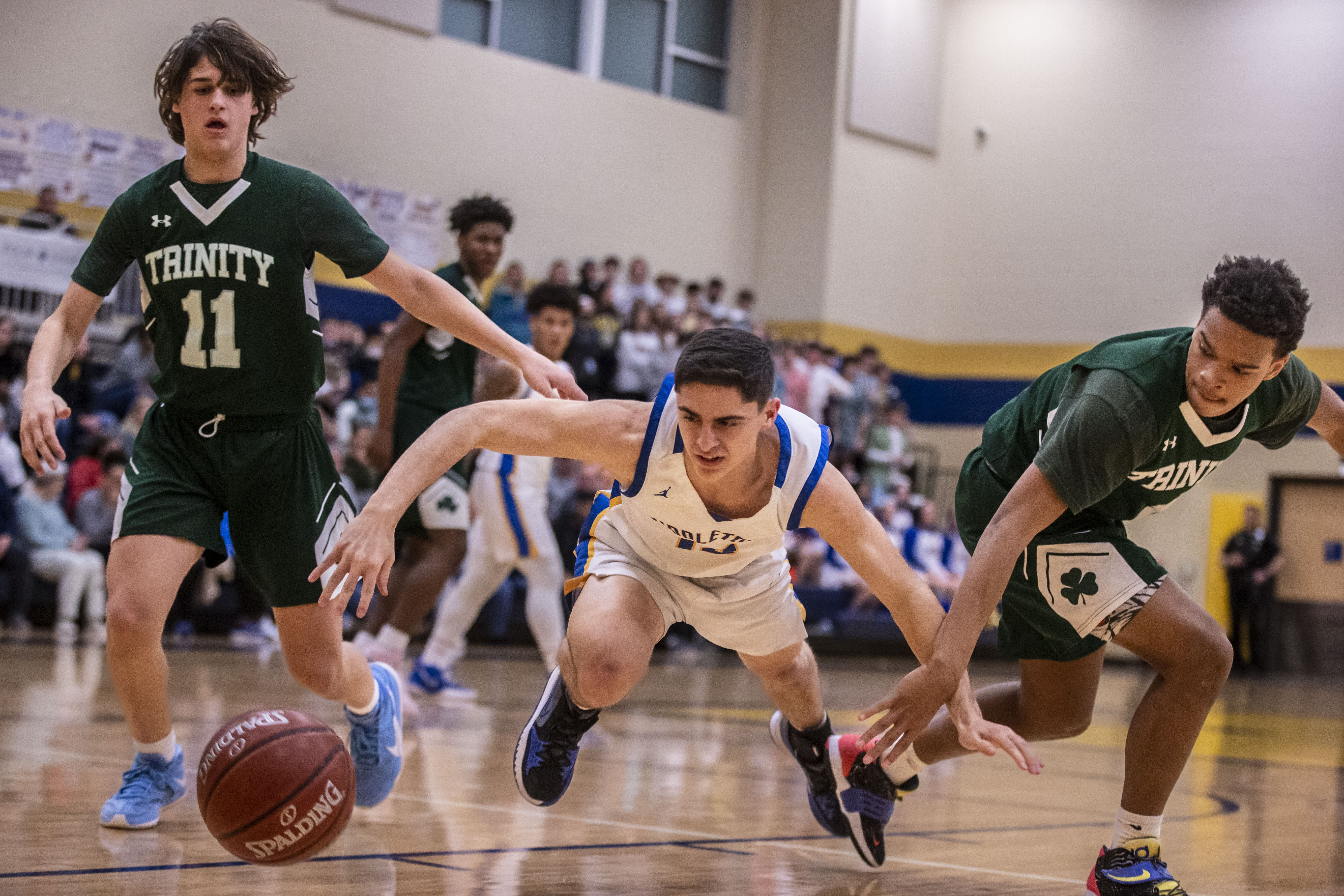 Trinity vs Middletown in boys high school basketball - pennlive.com