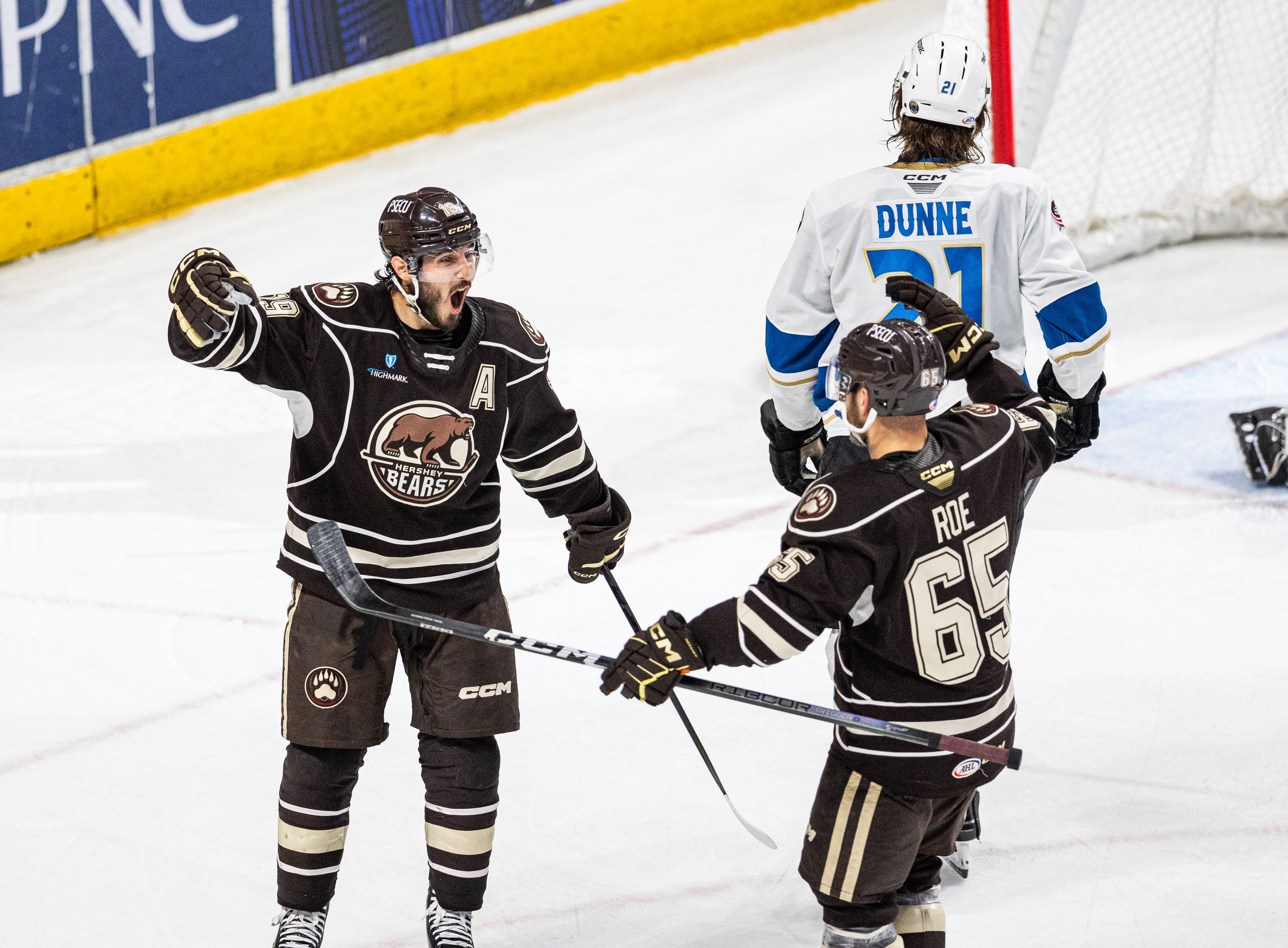 Hershey Bears vs. Cleveland Monsters in game 2 of Eastern Conference ...