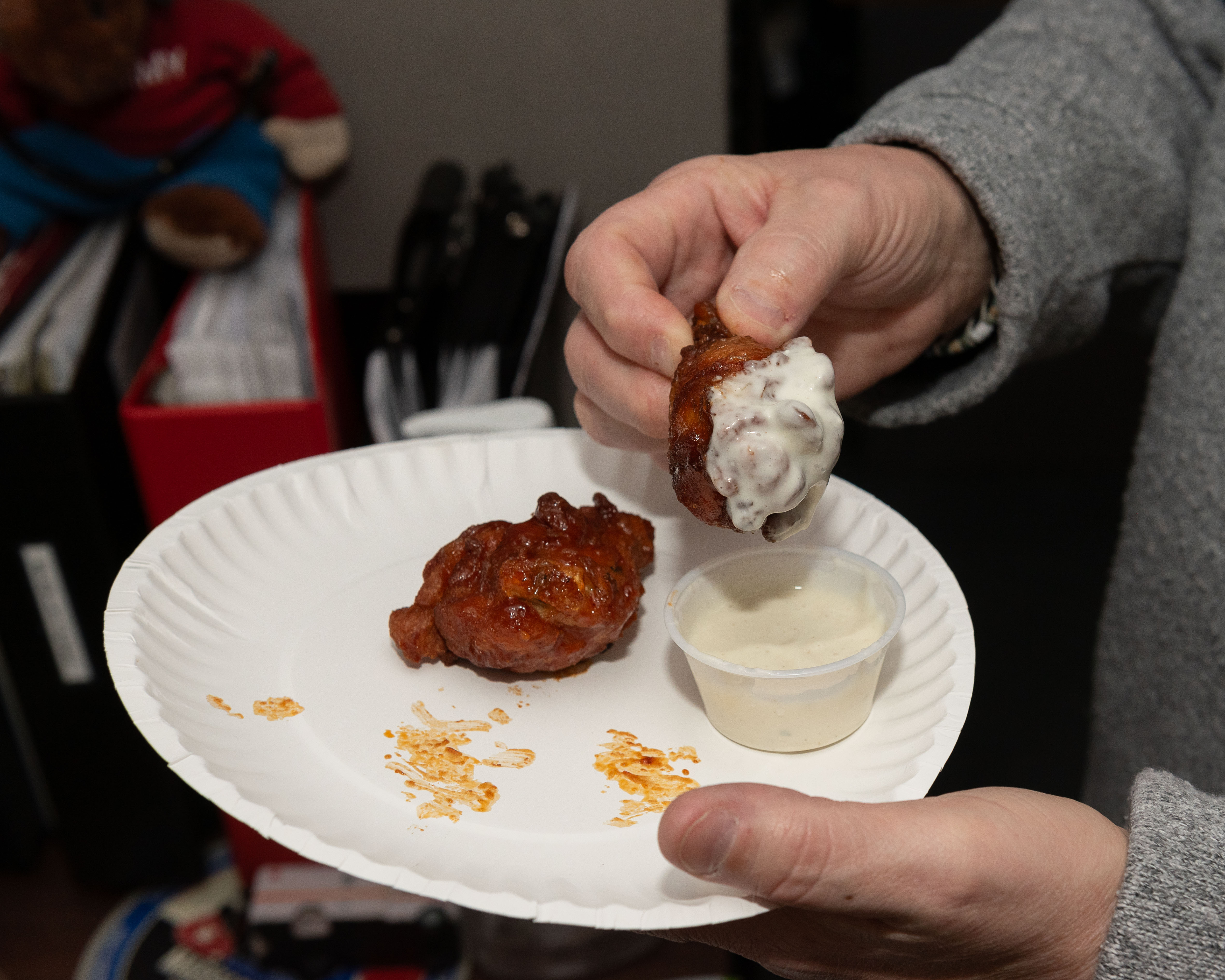 Westfield dispatchers Buffalo wing tasting - masslive.com