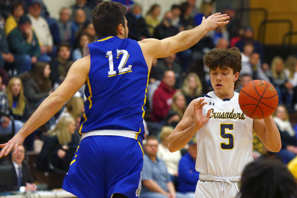 Wilson boys basketball plays Notre Dame in 2022 Colonial League ...