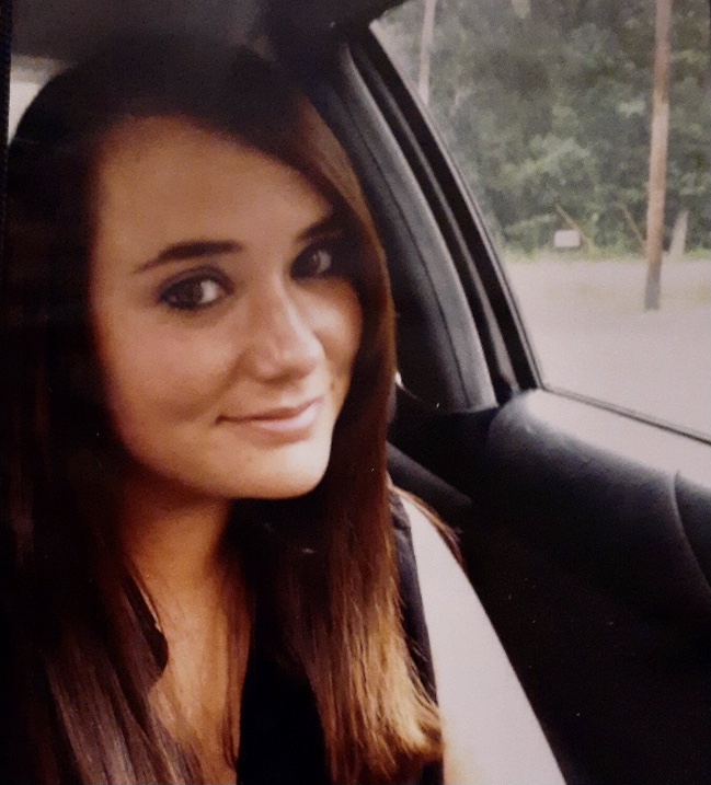 Laura Pate's Instagram, Twitter & Facebook on IDCrawl