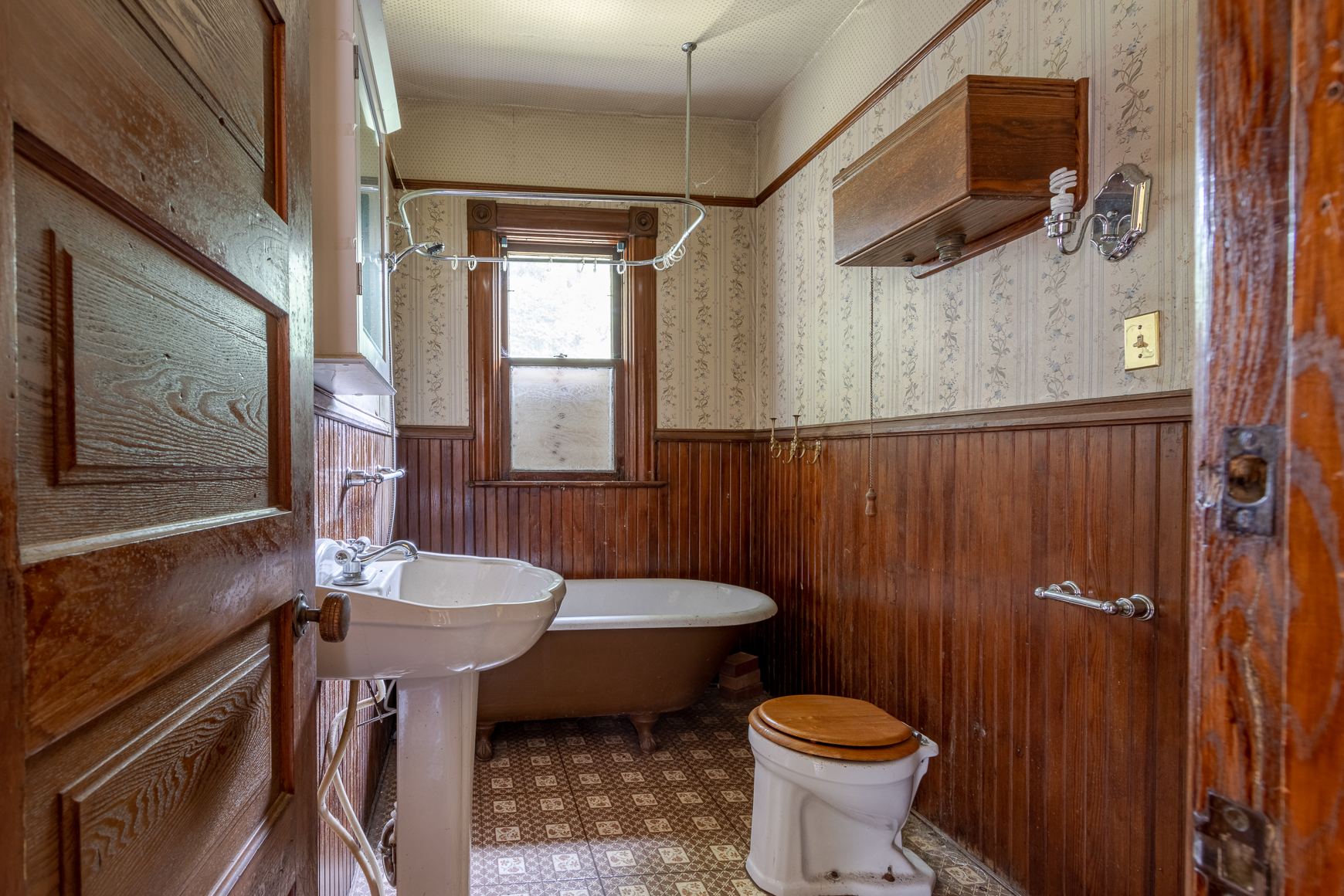 A look inside of Michigan auto pioneer's historic Flint home - mlive.com