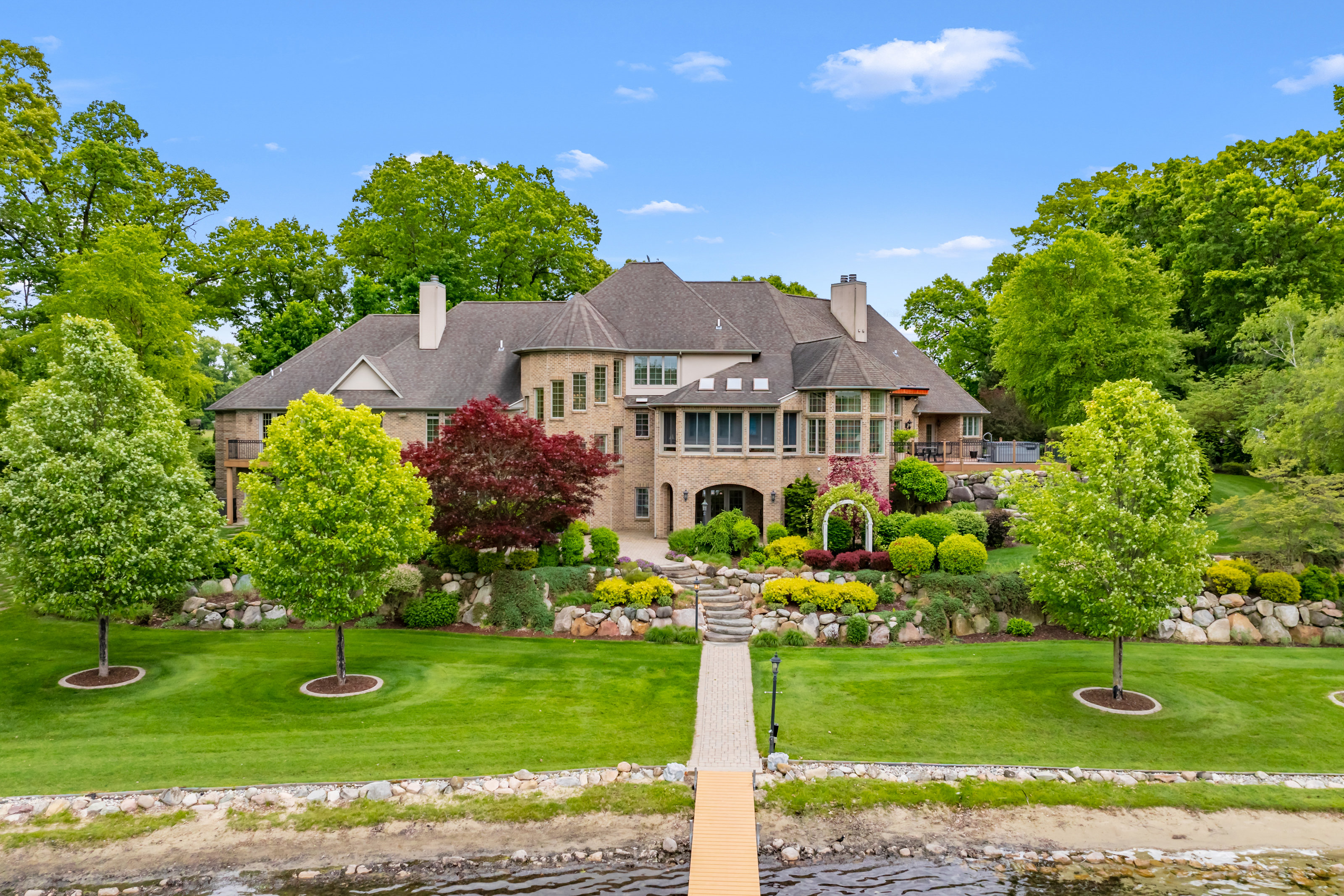 MLive's House of the Week: 19890 M 60 - mlive.com