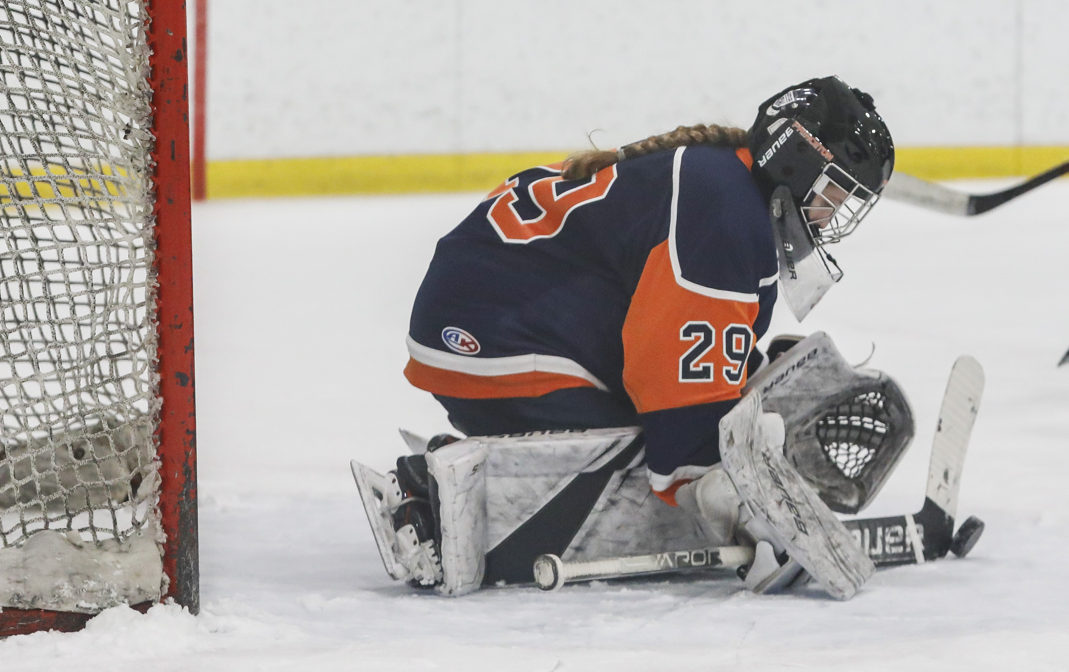 Girls Ice Hockey: Oak Knoll and Trinity Hall battle to 1-1 tie on ...
