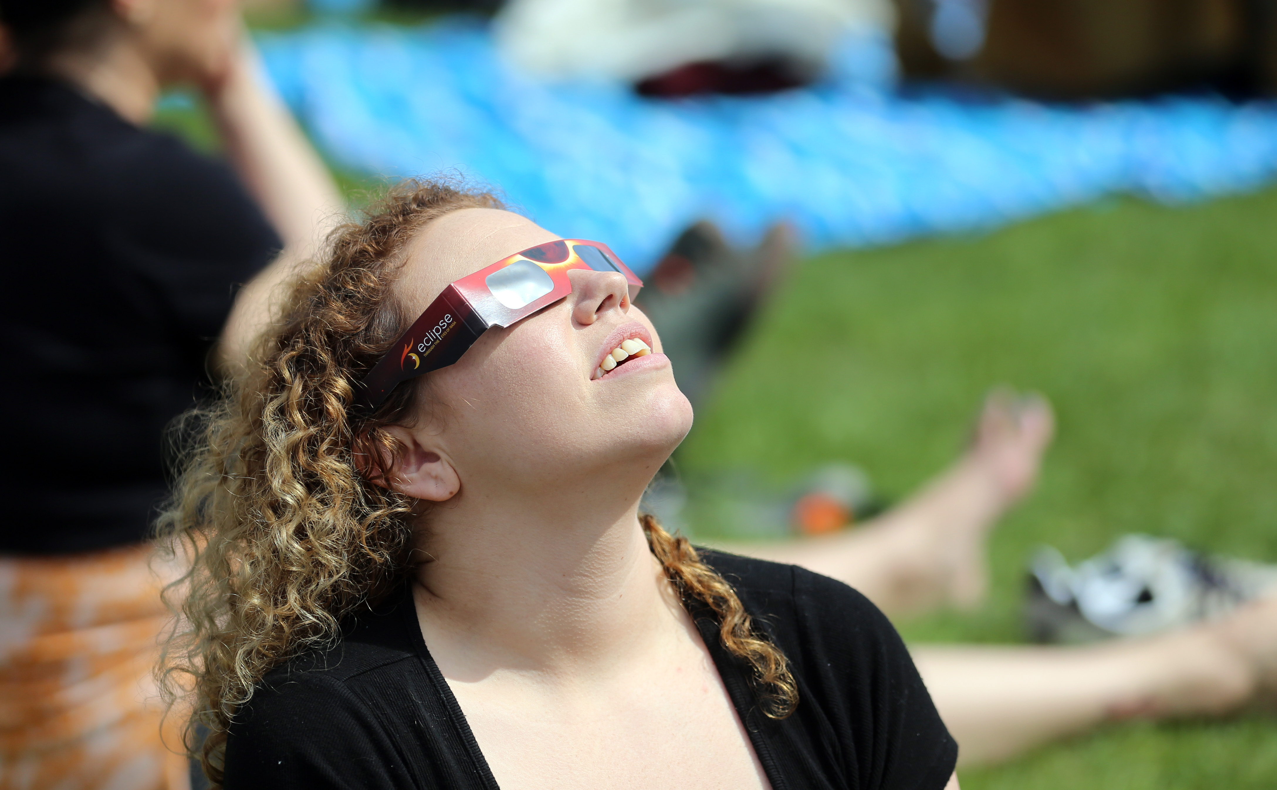 Cleveland total solar eclipse at Great Lakes Science Center, April 8 ...