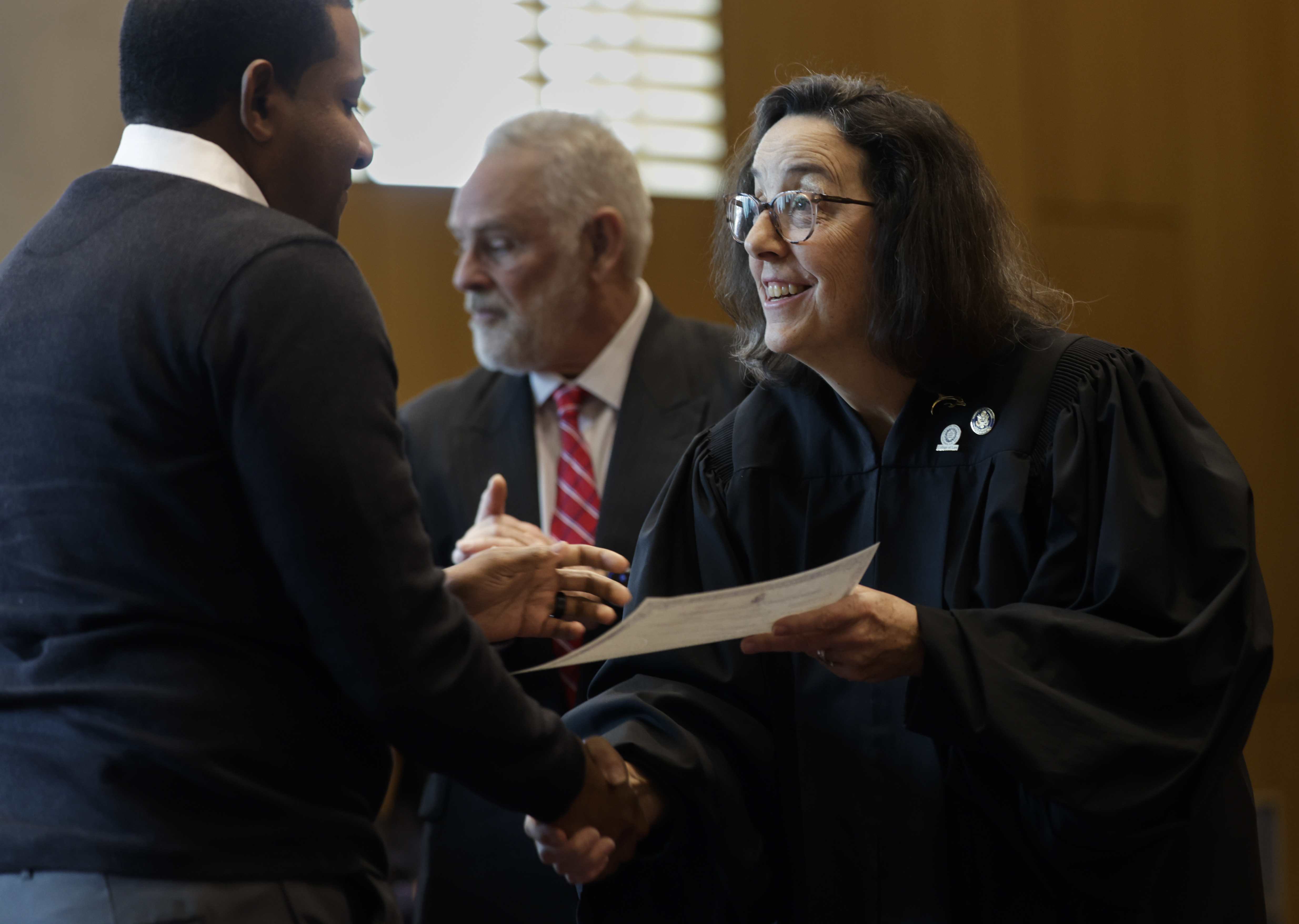 Immigrants become American citizens at Ceremony at Syracuse University ...