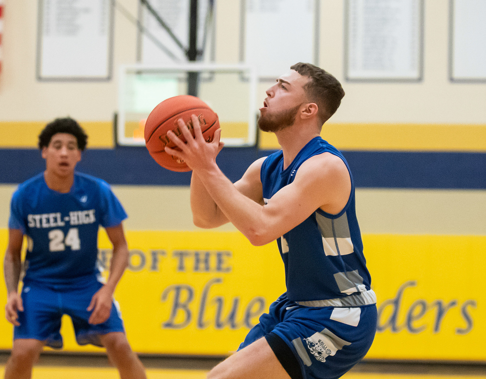 Steel-High defeats Middletown 43-35 in boys high school basketball ...