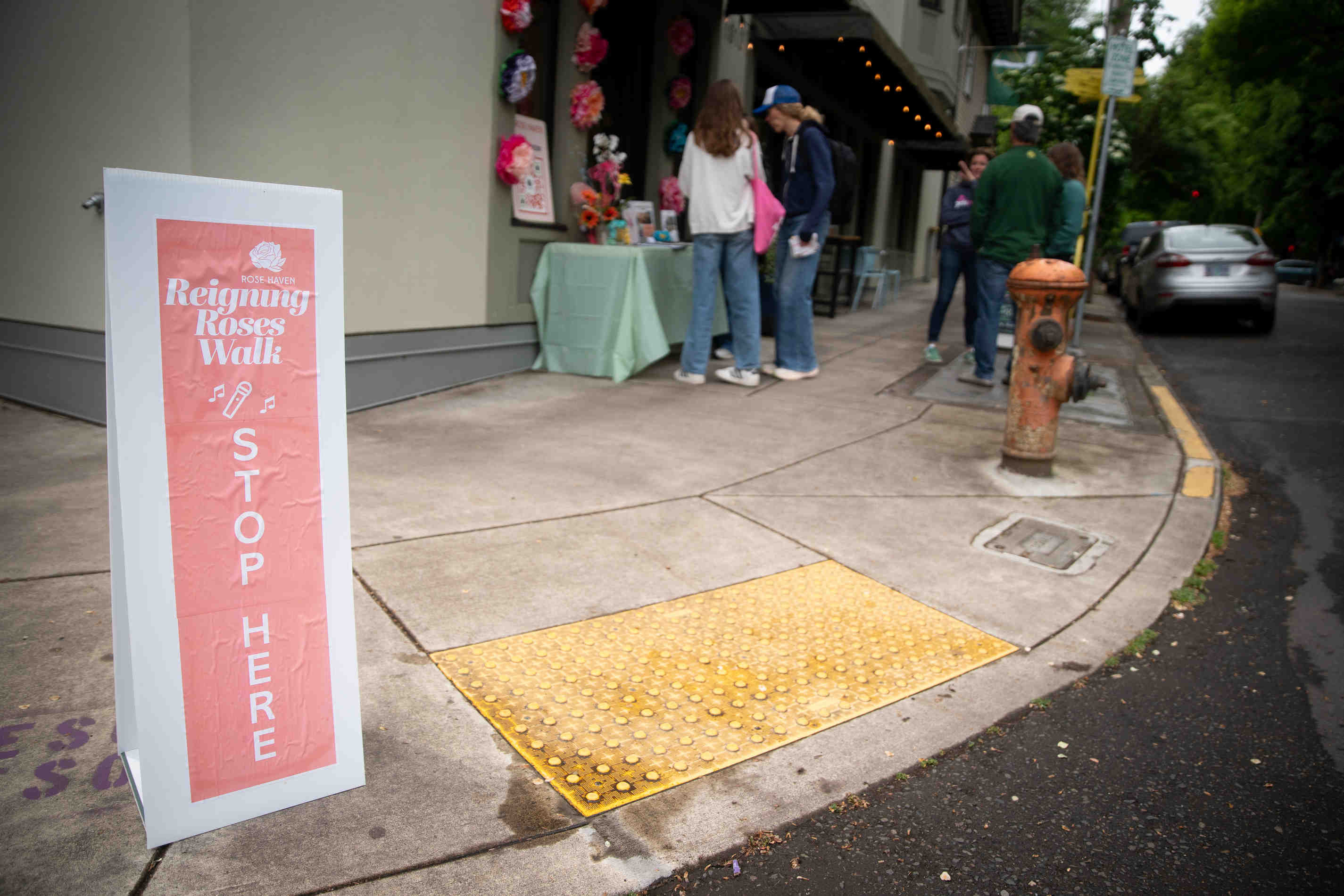 Reigning Roses Walk 2025 - oregonlive.com