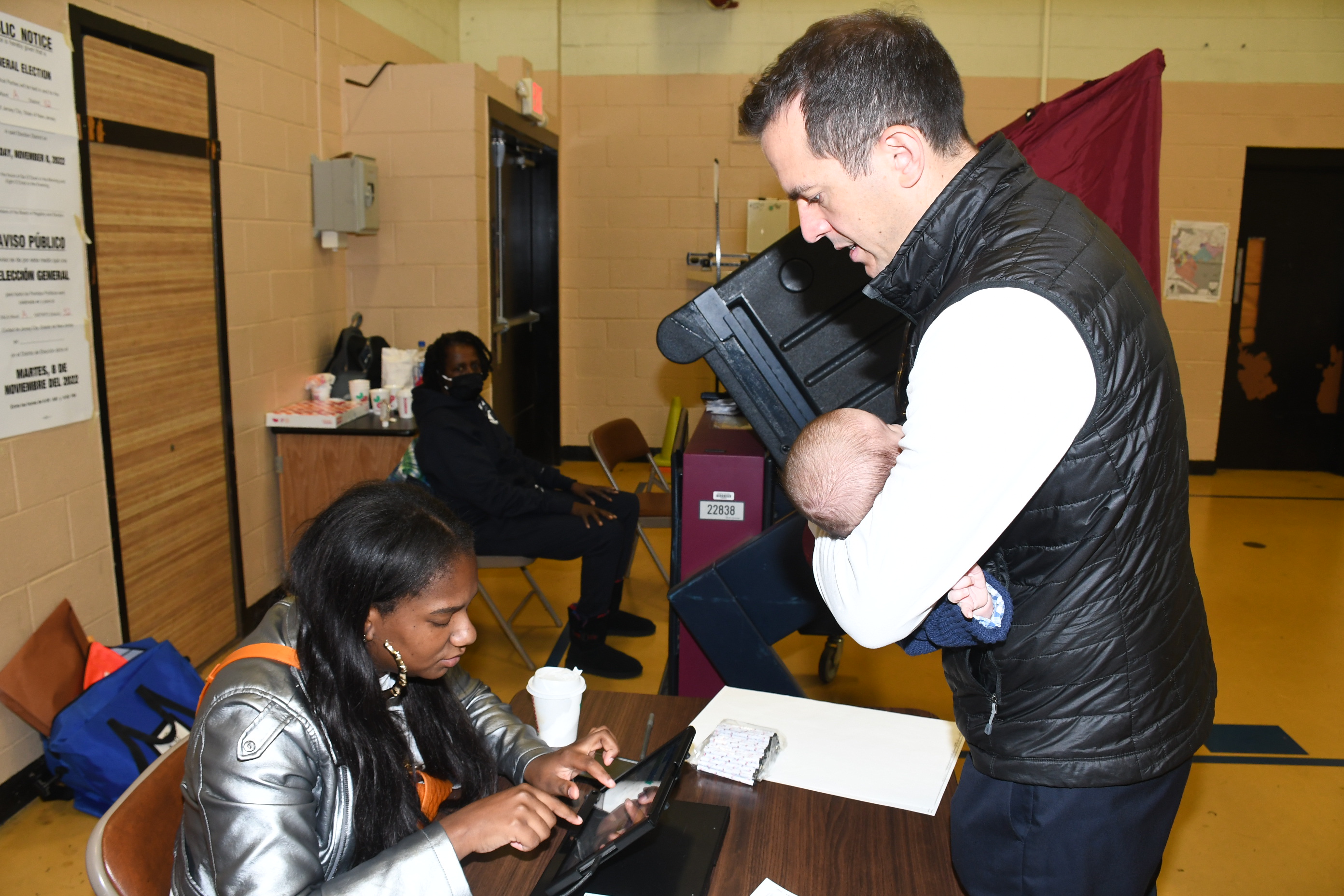 Rob Menendez Jr. votes on Election Day, Nov. 8, 2022 - nj.com