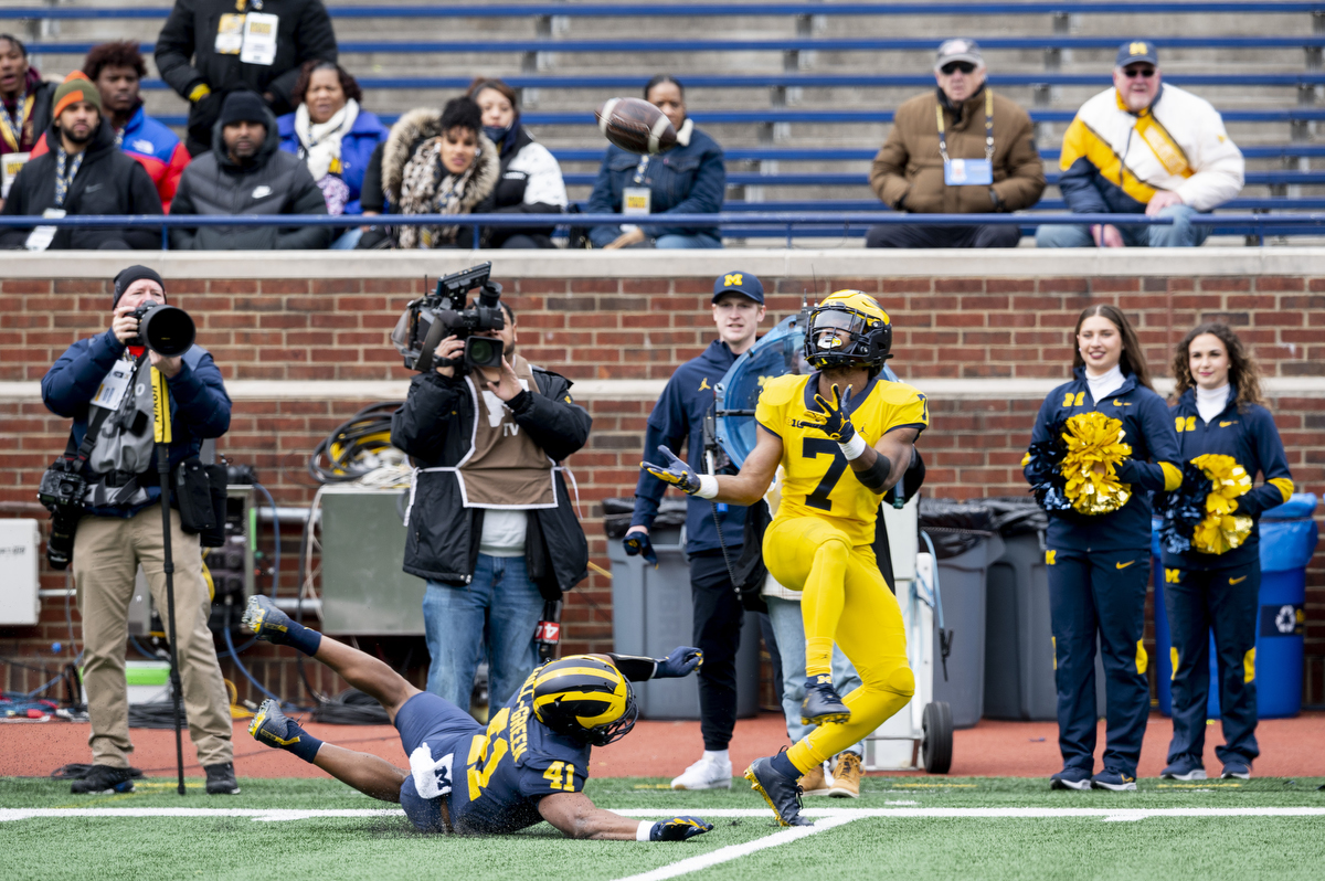 Michigan spring football game - mlive.com
