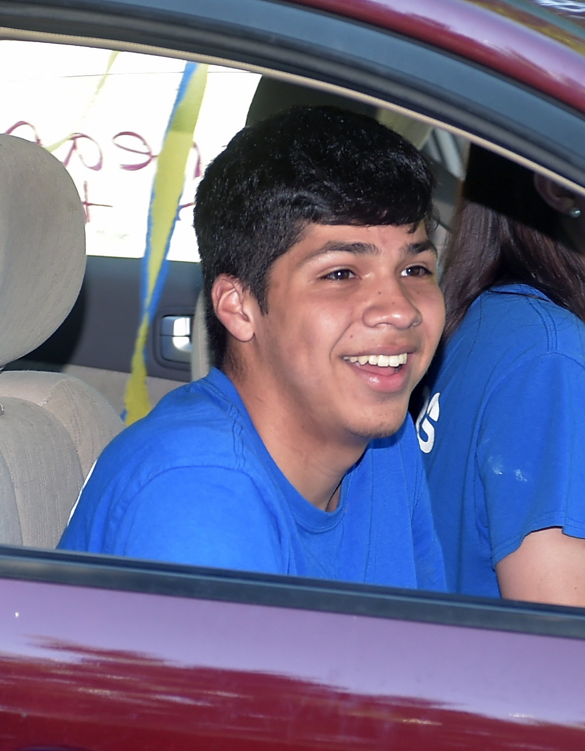 Chicopee Comprehensive Class of 2020 celebrate with car parade ...