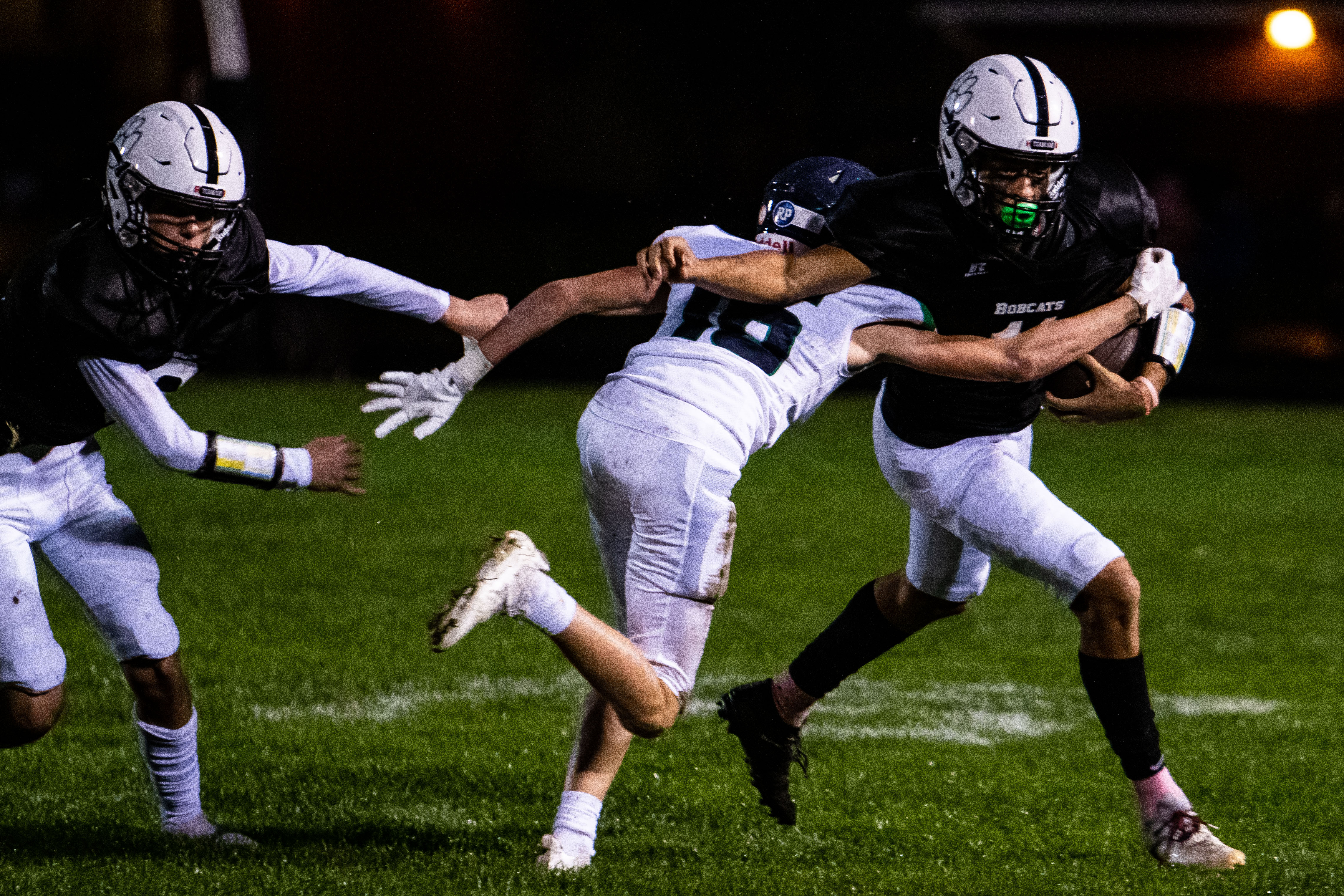 Grand Blanc defeats Lapeer to secure league title - mlive.com