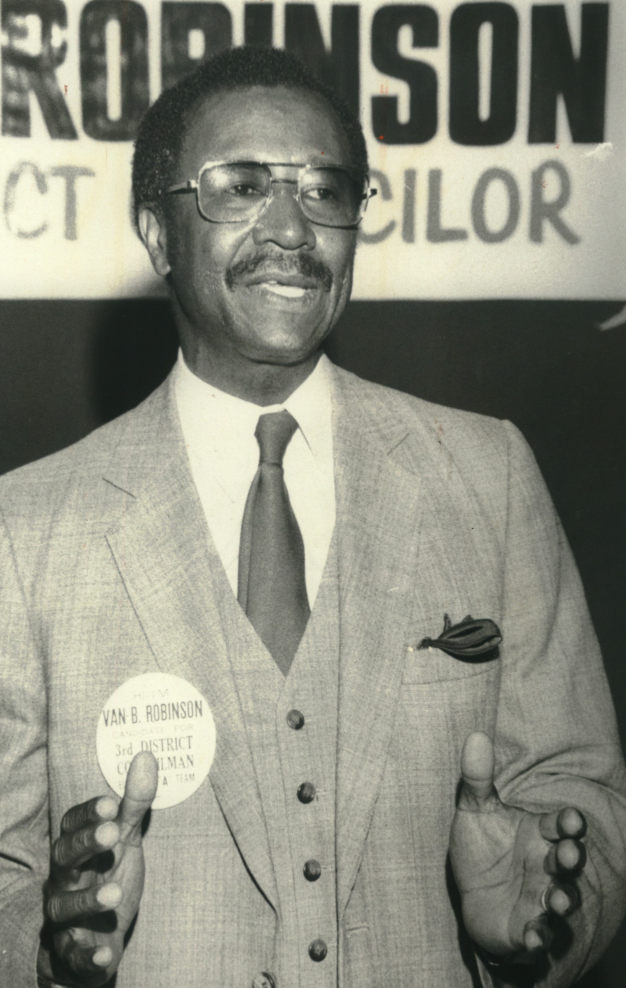 Former Syracuse Common Councilor Van Robinson passes away at 87 ...