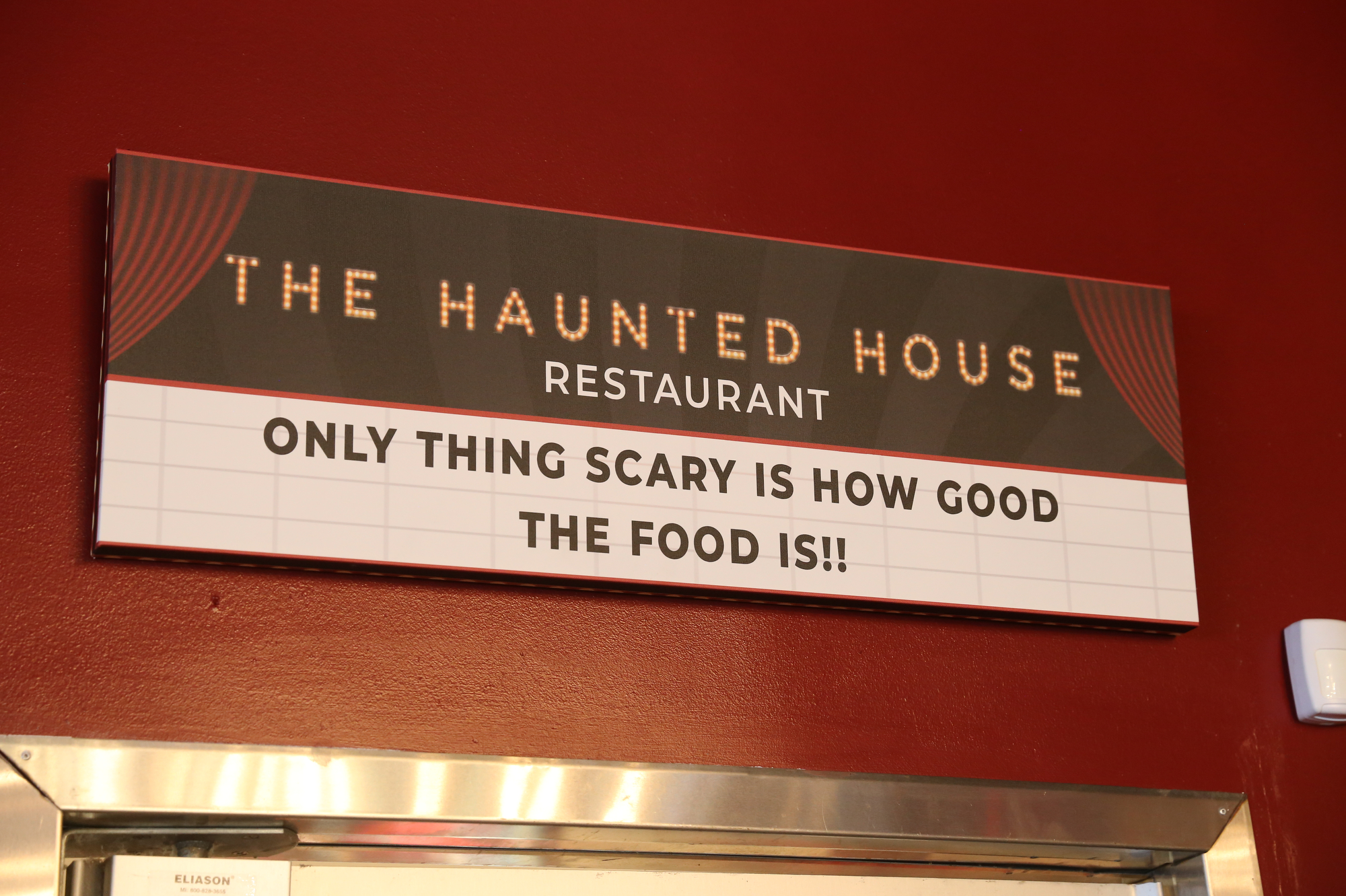 The Haunted House Restaurant in Cleveland Heights - cleveland.com