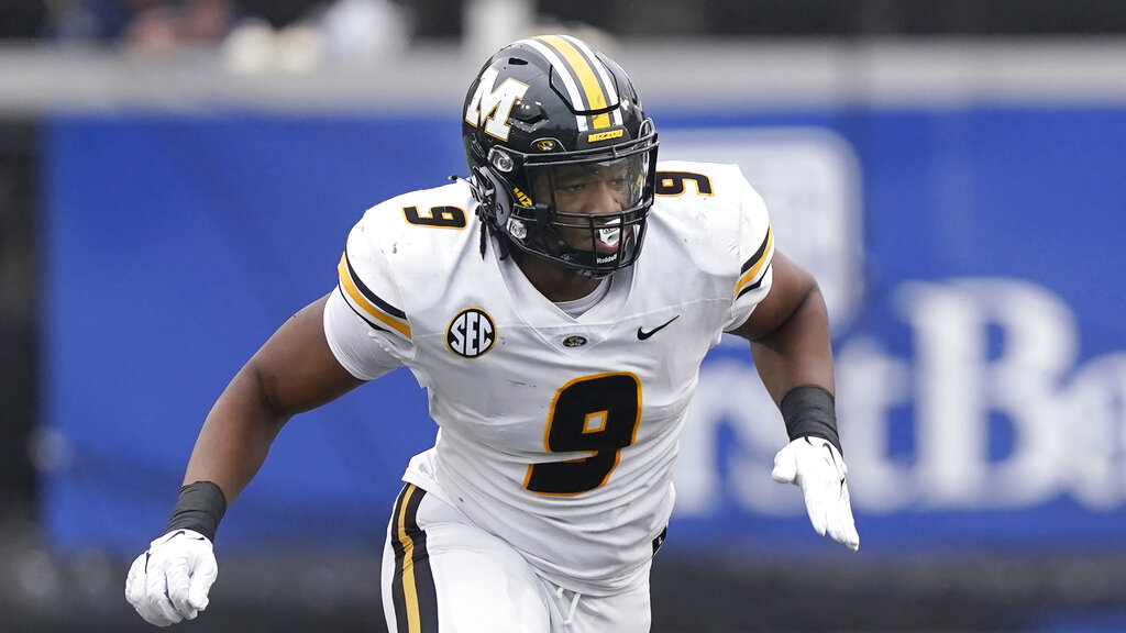 Cleveland Browns select DE Isaiah McGuire, Missouri, for their 126th ...
