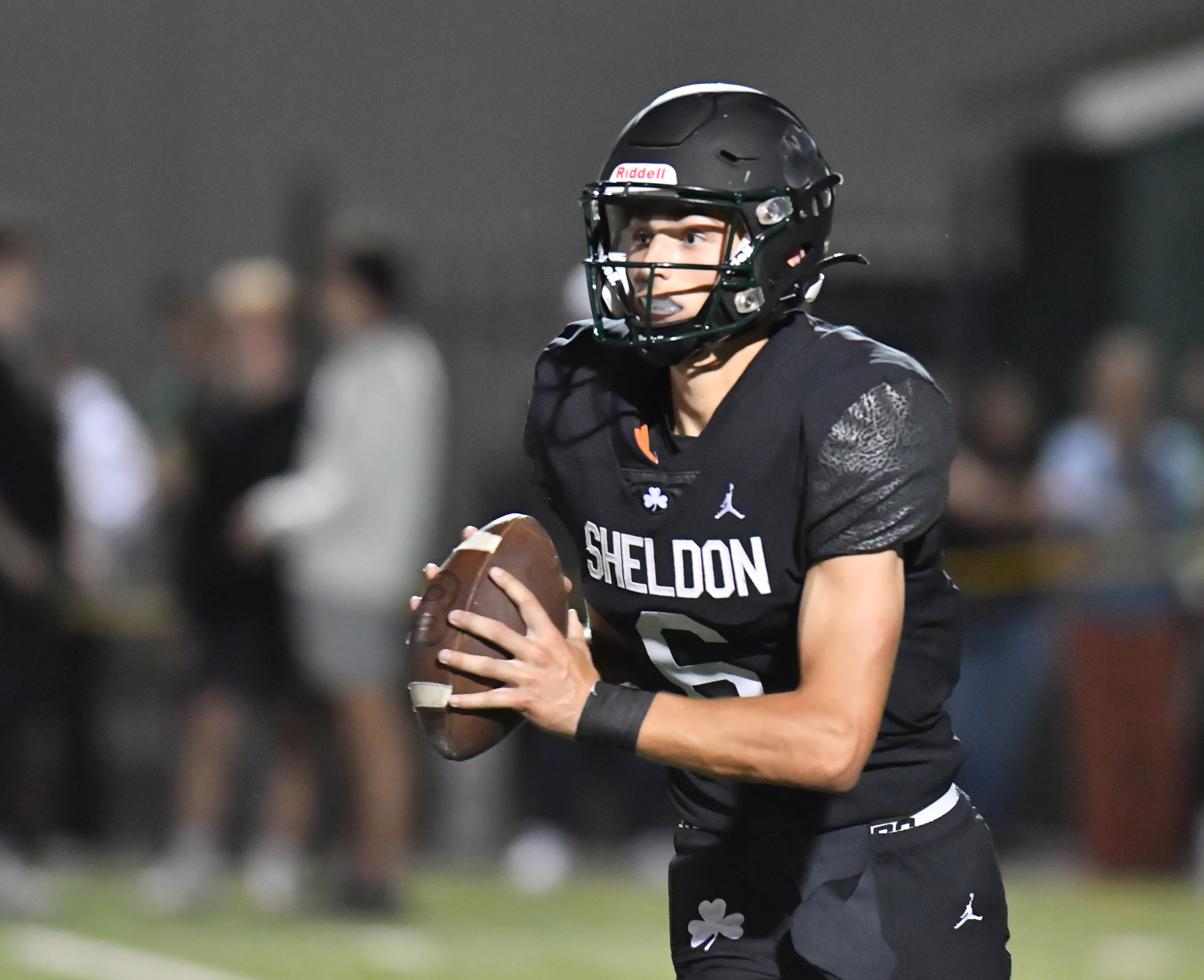 Oregon high school football: West Linn Lions vs Sheldon Irish ...
