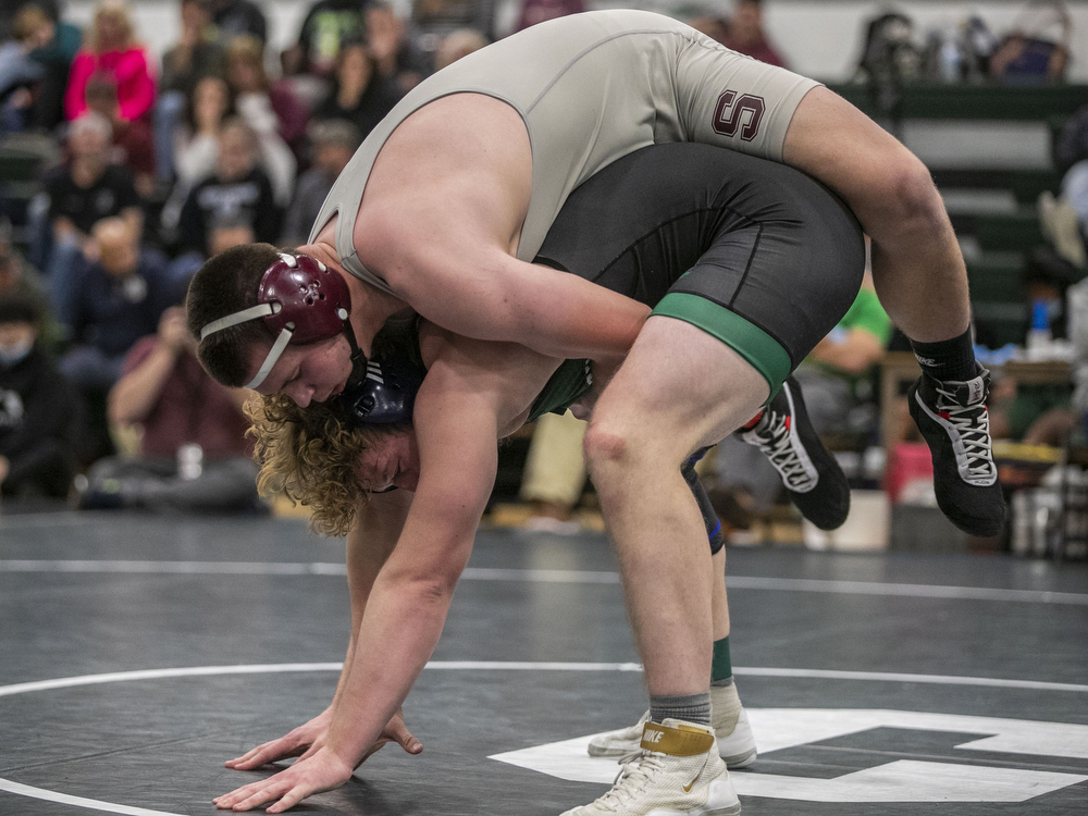 Finals of the 2021 Carlisle Christmas Classic Wrestling tournament ...