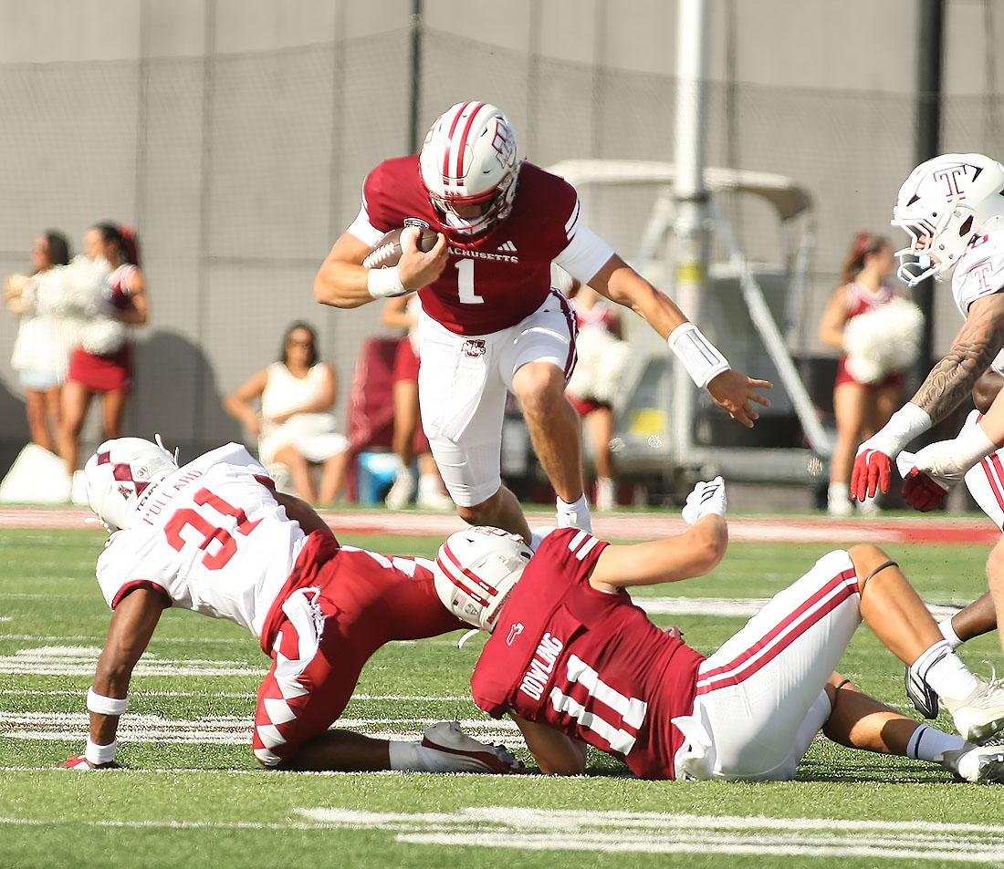 UMass Men's Football vs Temple 8/30/25 - masslive.com