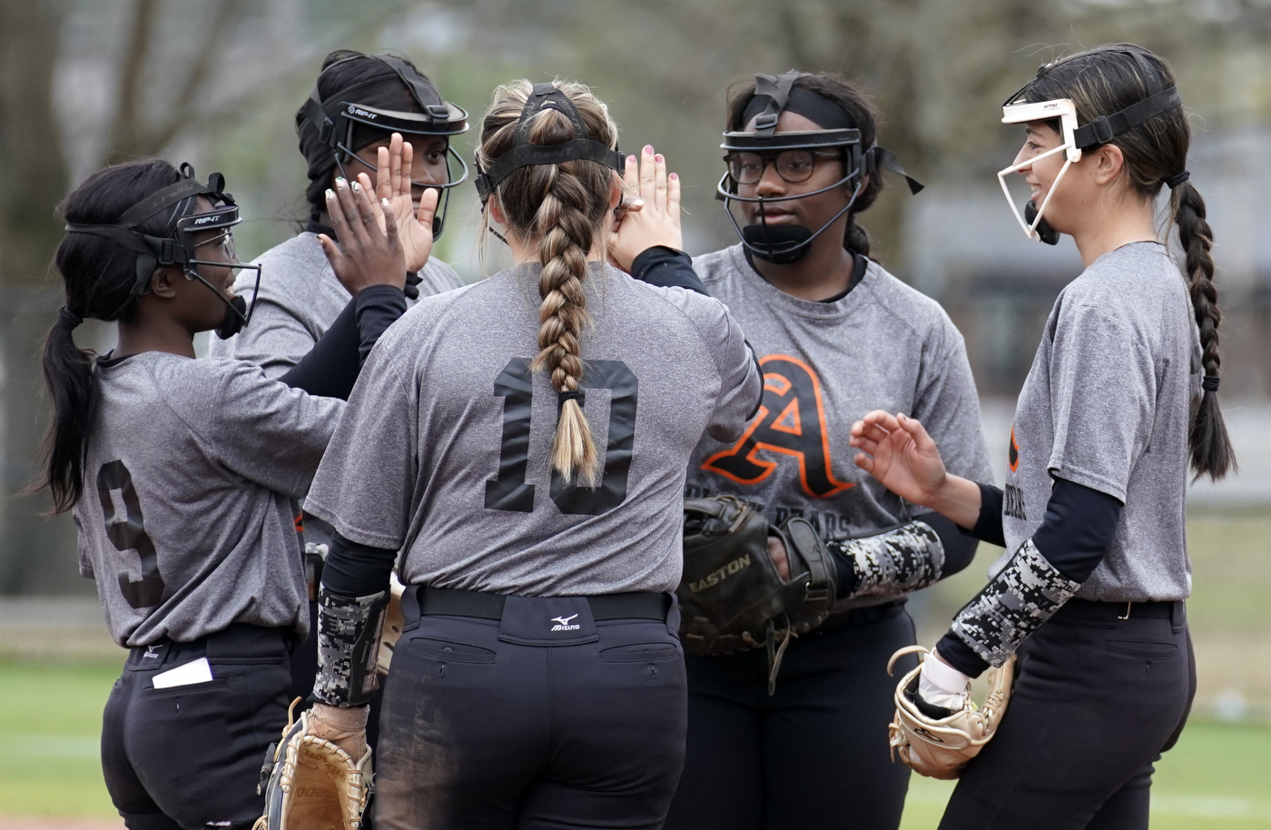 Austin High School vs. Decatur Heritage Softball April 8, 2022 - al.com