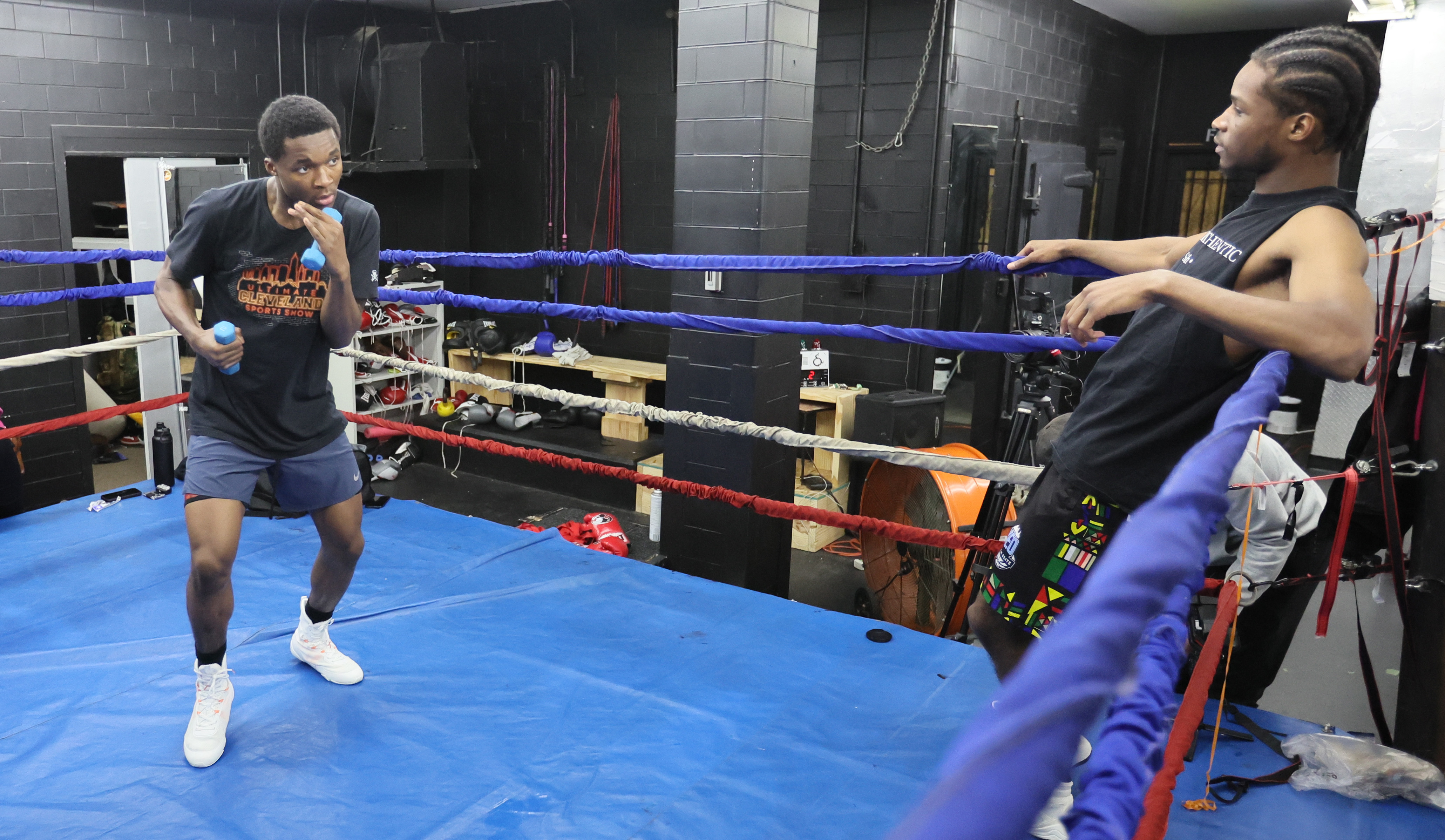 Abdullah Mason trains for his upcoming fight June 7, 2025, against ...