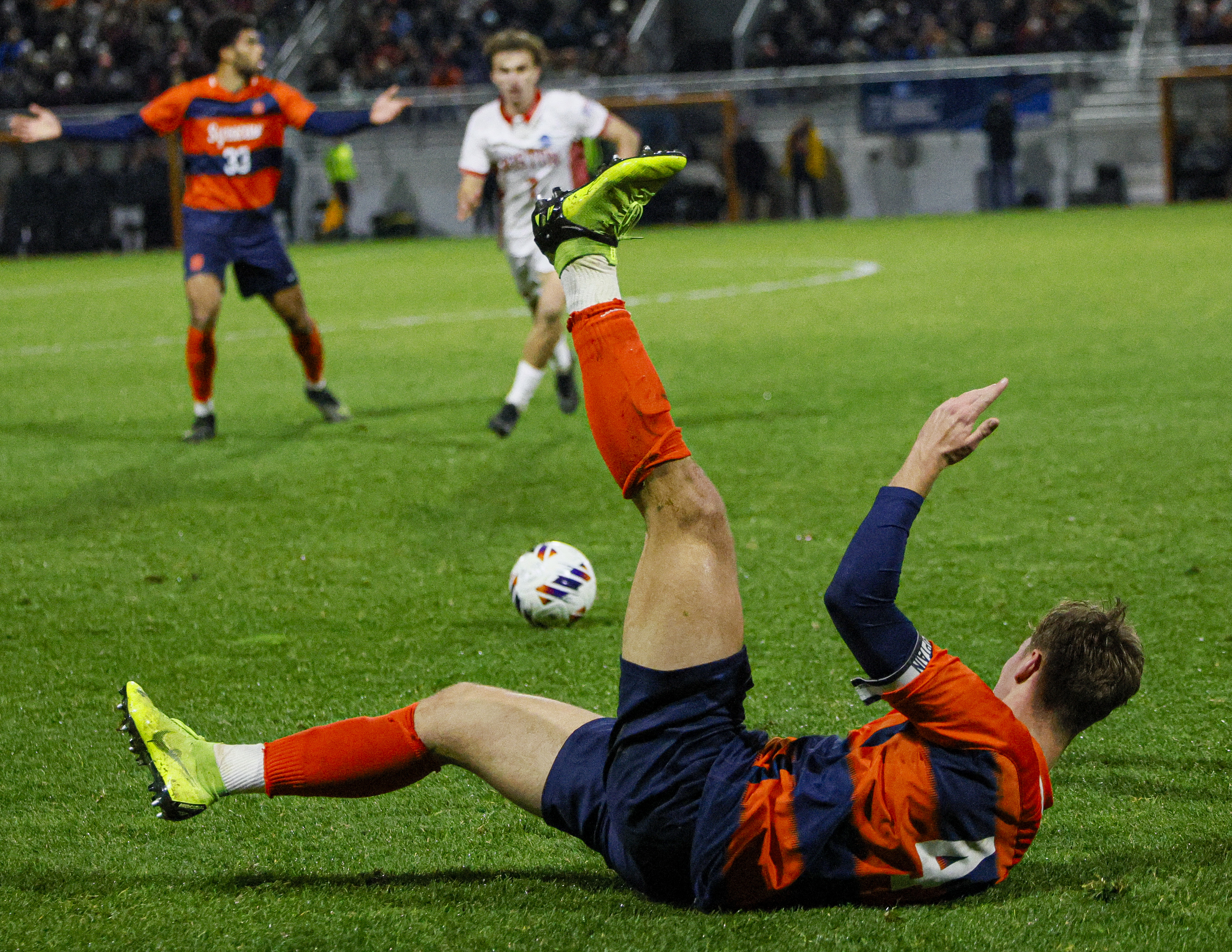 Syracuse men's soccer advances to the 2nd round of the NCAA ...