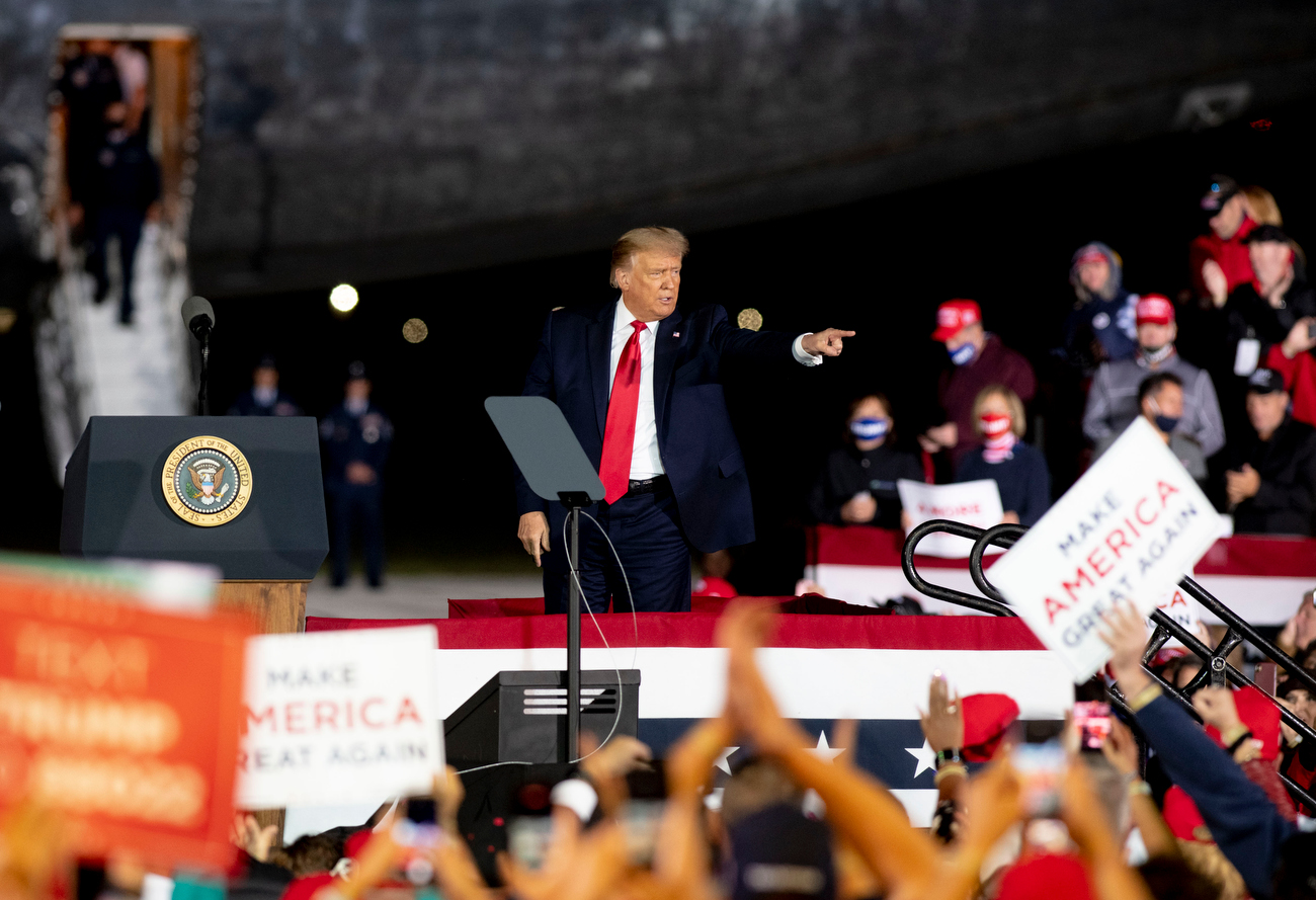 President Donald Trump campaigns in Freeland Michigan - mlive.com