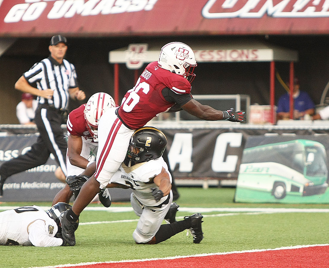 UMass Football vs Bryant 9/6/25 - masslive.com