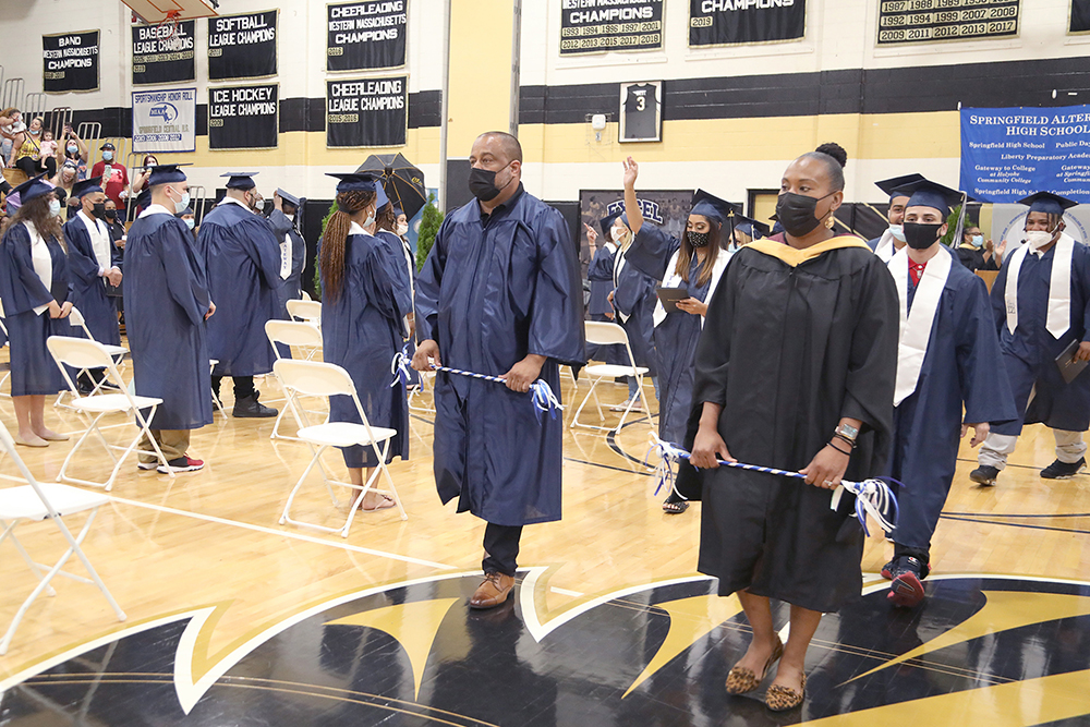 The Springfield Alternative Schools Class of 2021 Graduation Ceremony ...