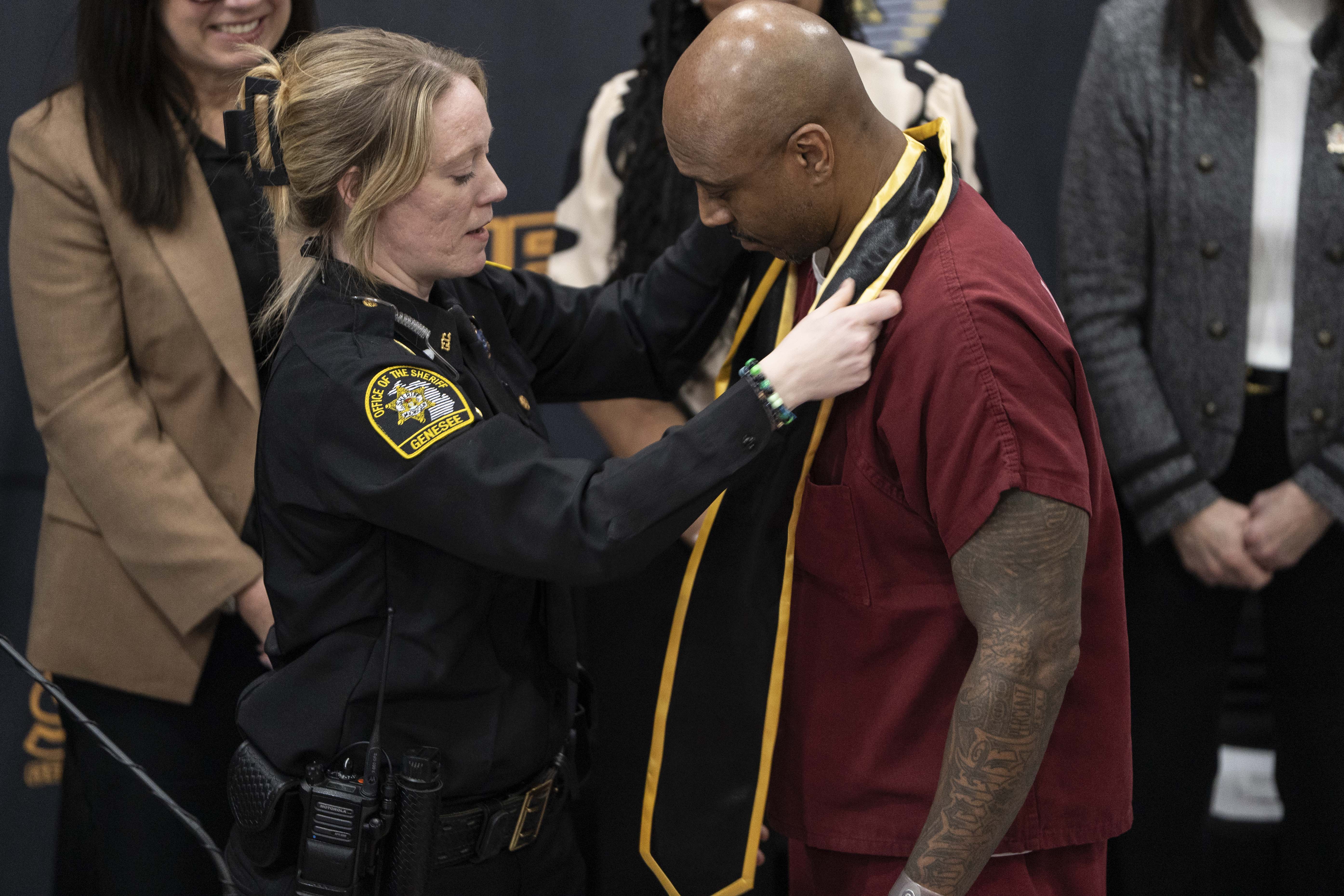 Genesee County Jail’s 39th I.G.N.I.T.E. Graduation - mlive.com