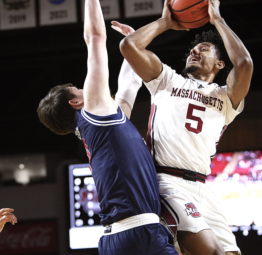UMass Men's Basketball vs Richmond 1/4/25 - masslive.com
