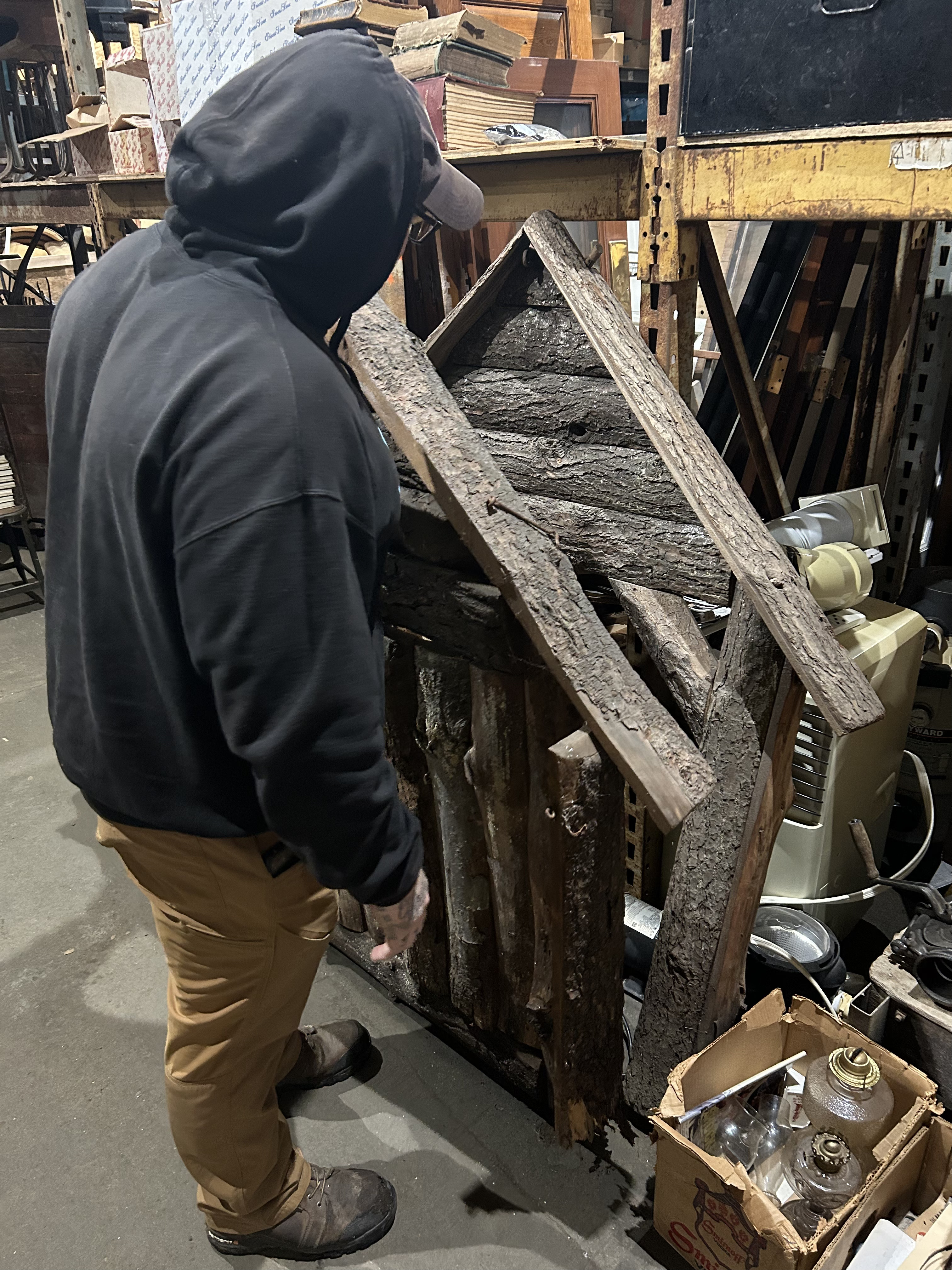 Before Brimfield a 'bunch of junk' is in this Mass. warehouse ...