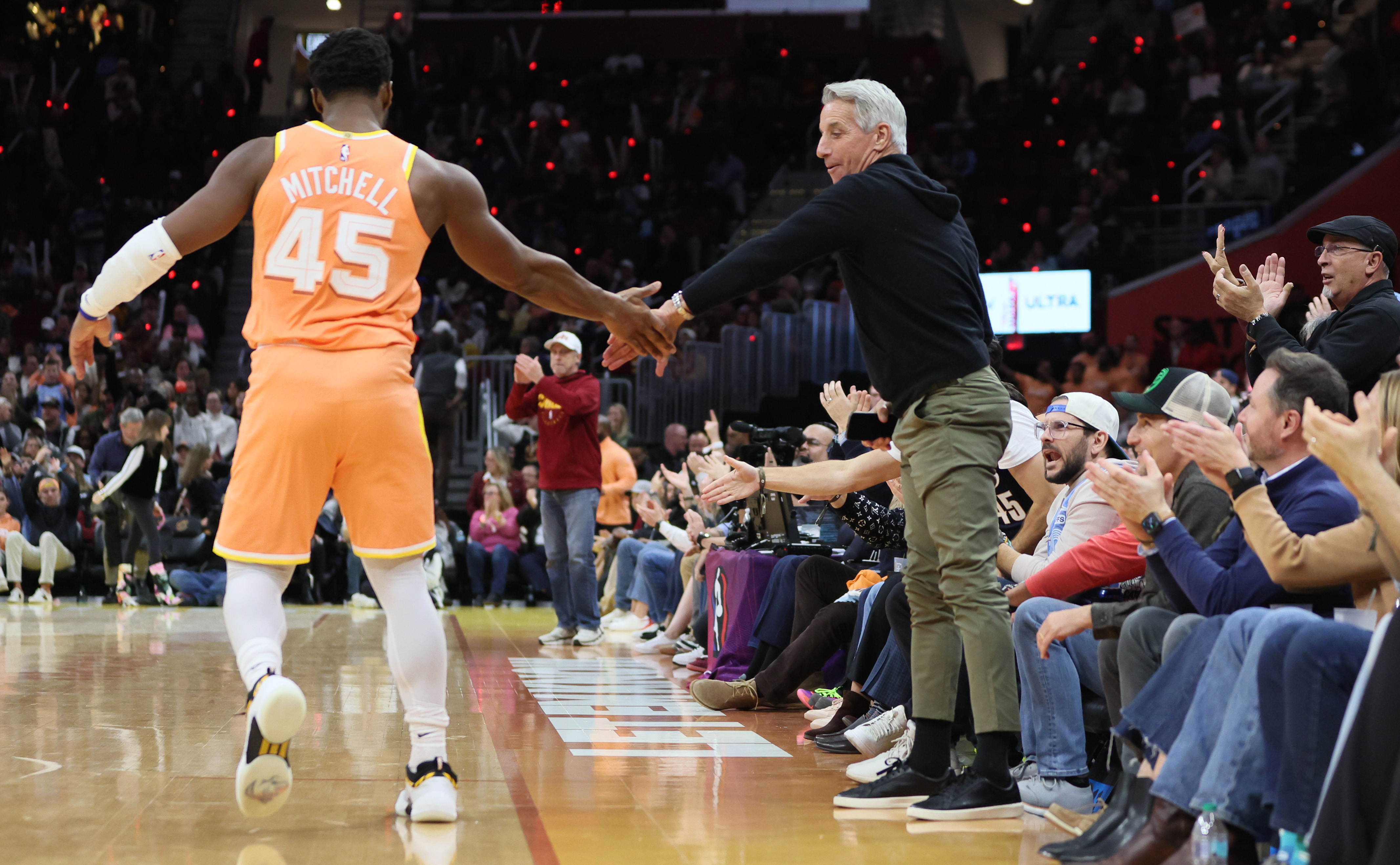 Cleveland Cavaliers vs. Milwaukee Bucks, November 17, 2025 - cleveland.com
