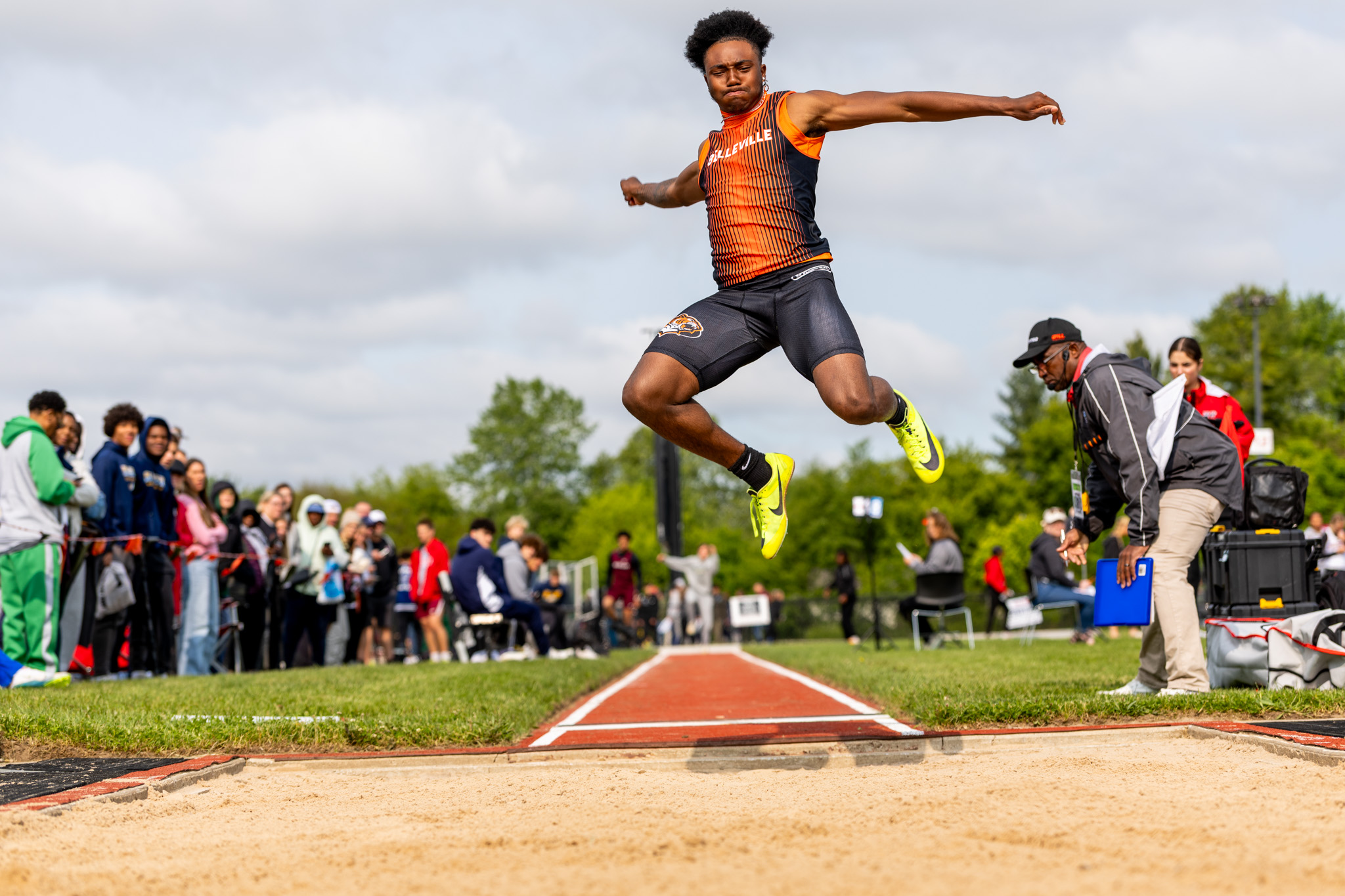 Inside Belleville's historic track and field state final win - mlive.com