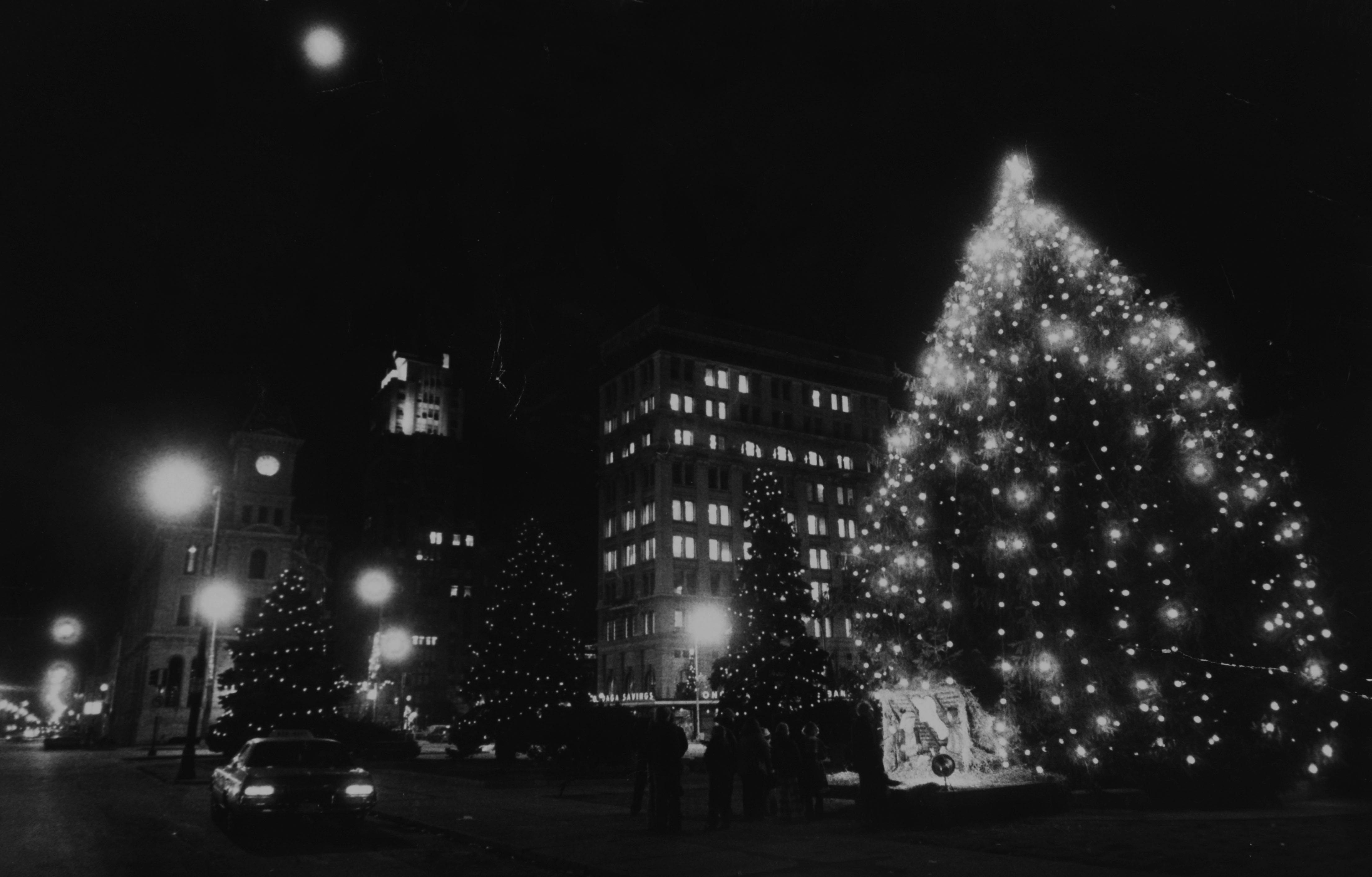 Vintage photos of the Clinton Square Christmas tree - syracuse.com