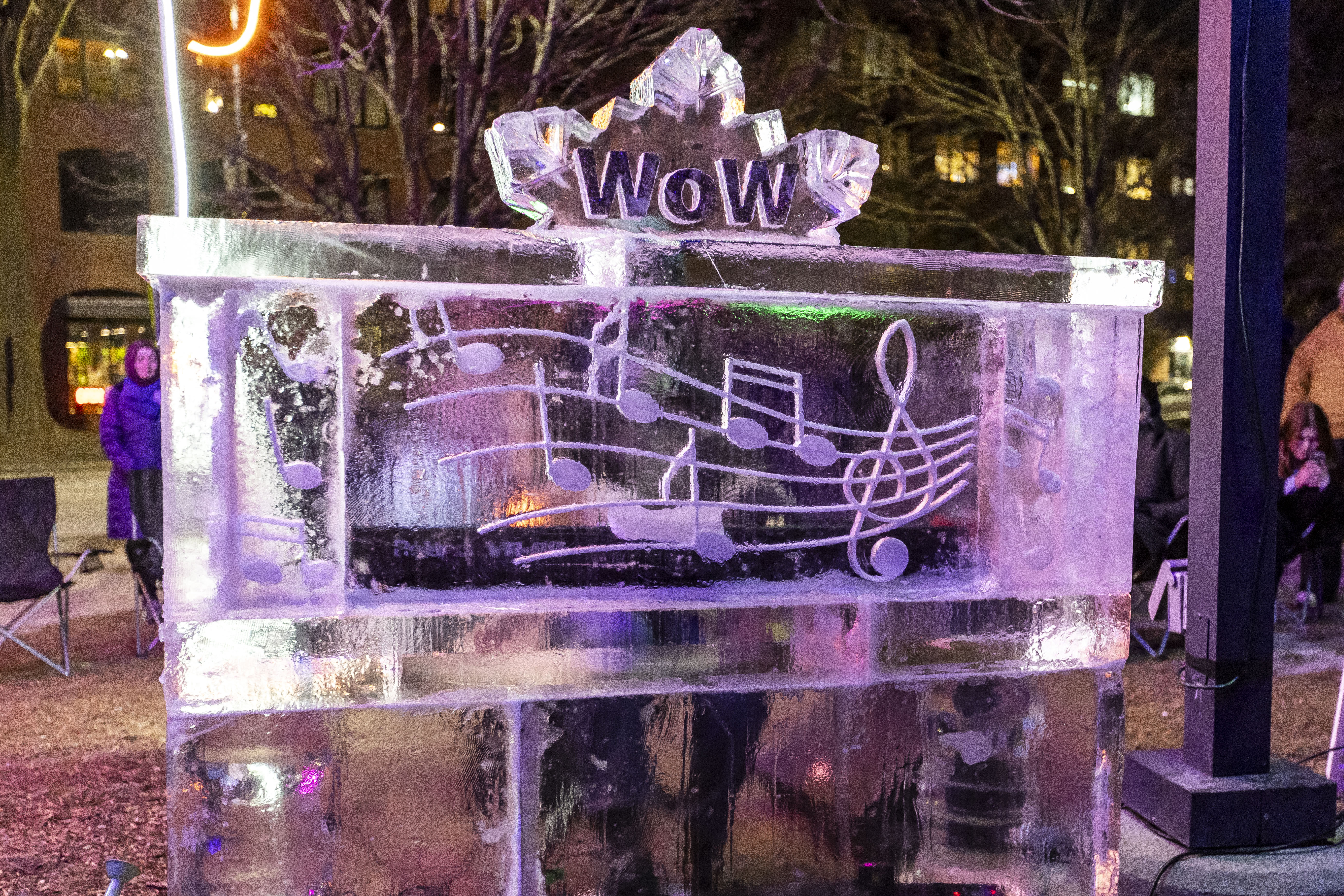 'Hauntingly Beautiful': Ice Piano concerts send chills in Grand Rapids ...