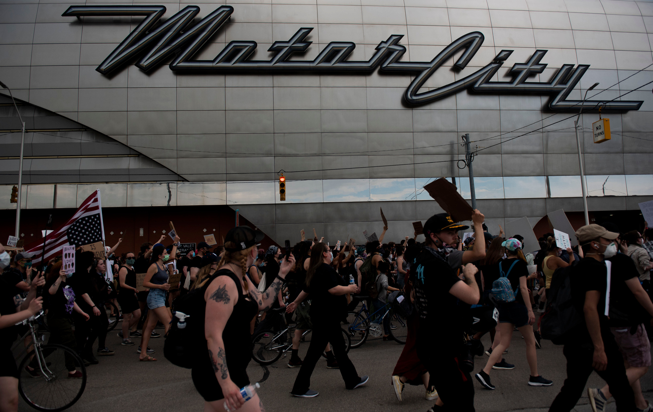 Detroit protesters march to site where 1967 riot began in eighth day of ...